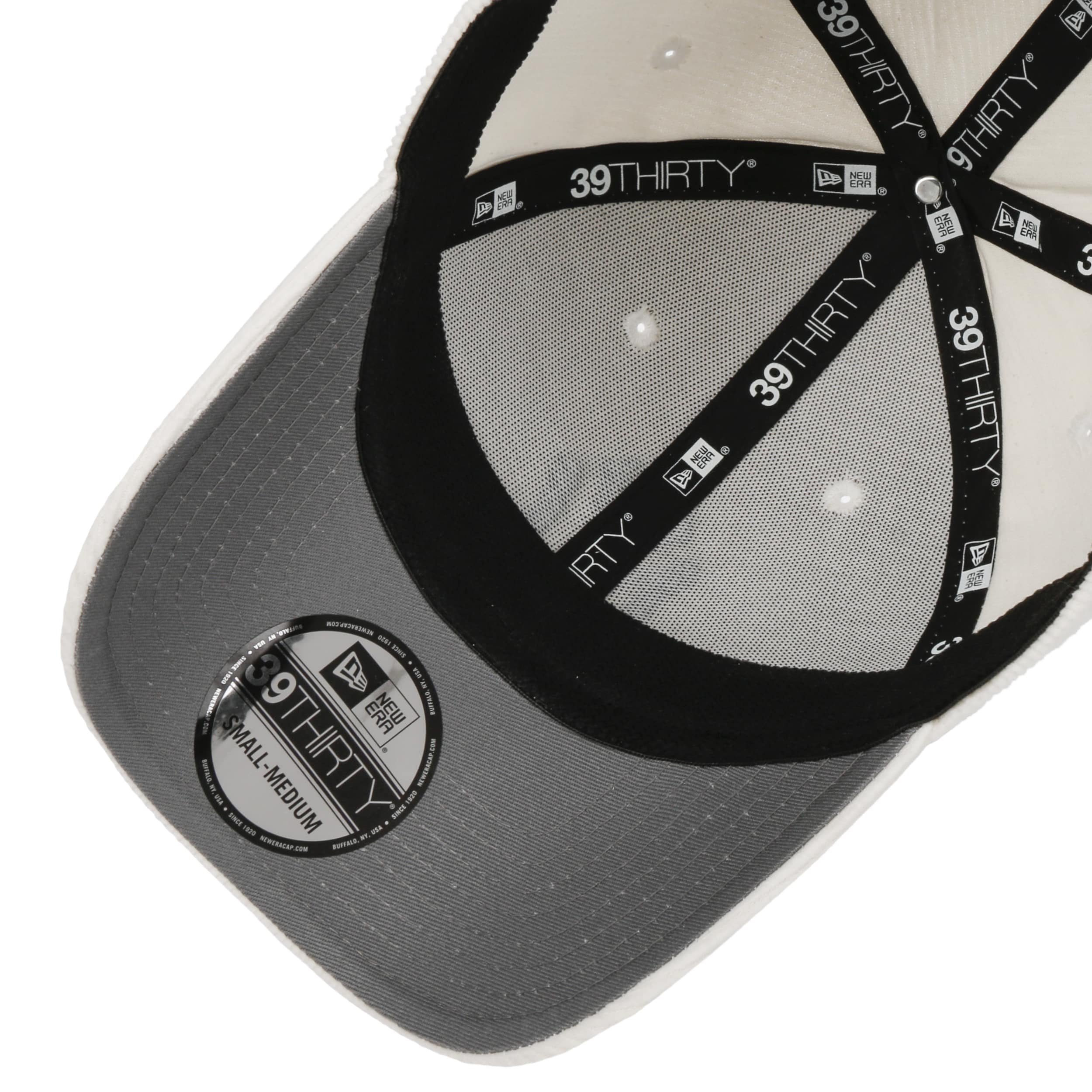 39Thirty Cord Yankees Cap by New Era - 35,95
