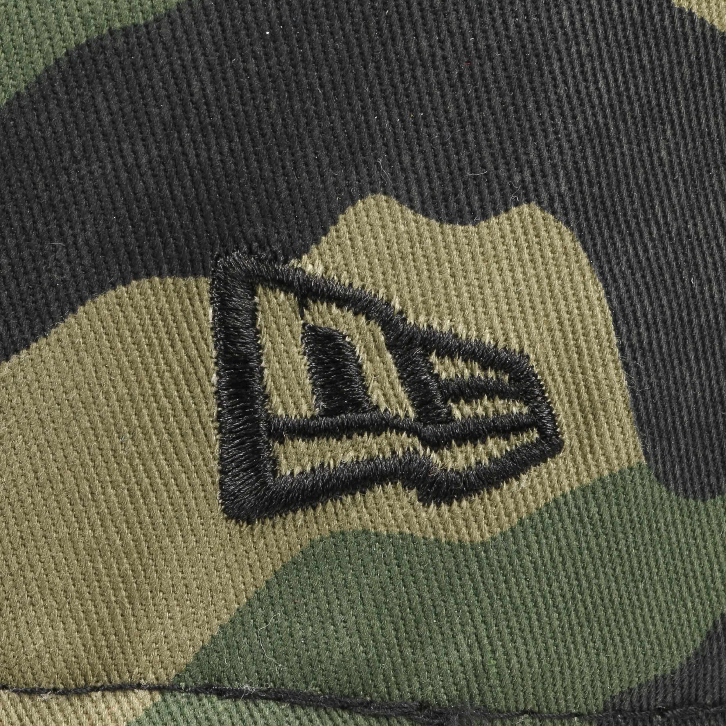 59Fifty Camo Superman Fitted Cap by New Era - 36,95