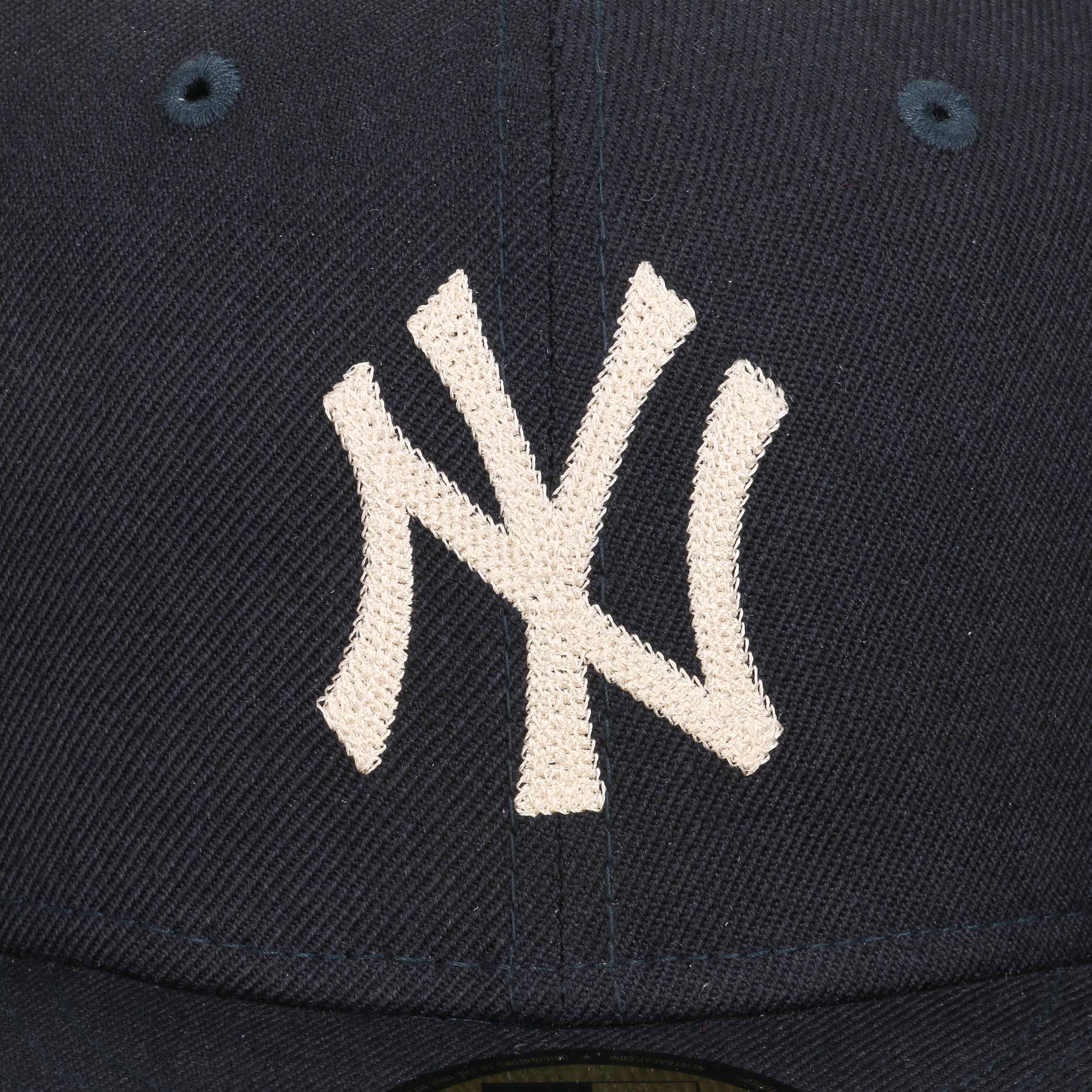 59Fifty Chain Stitch NY Cap by New Era - 29,95