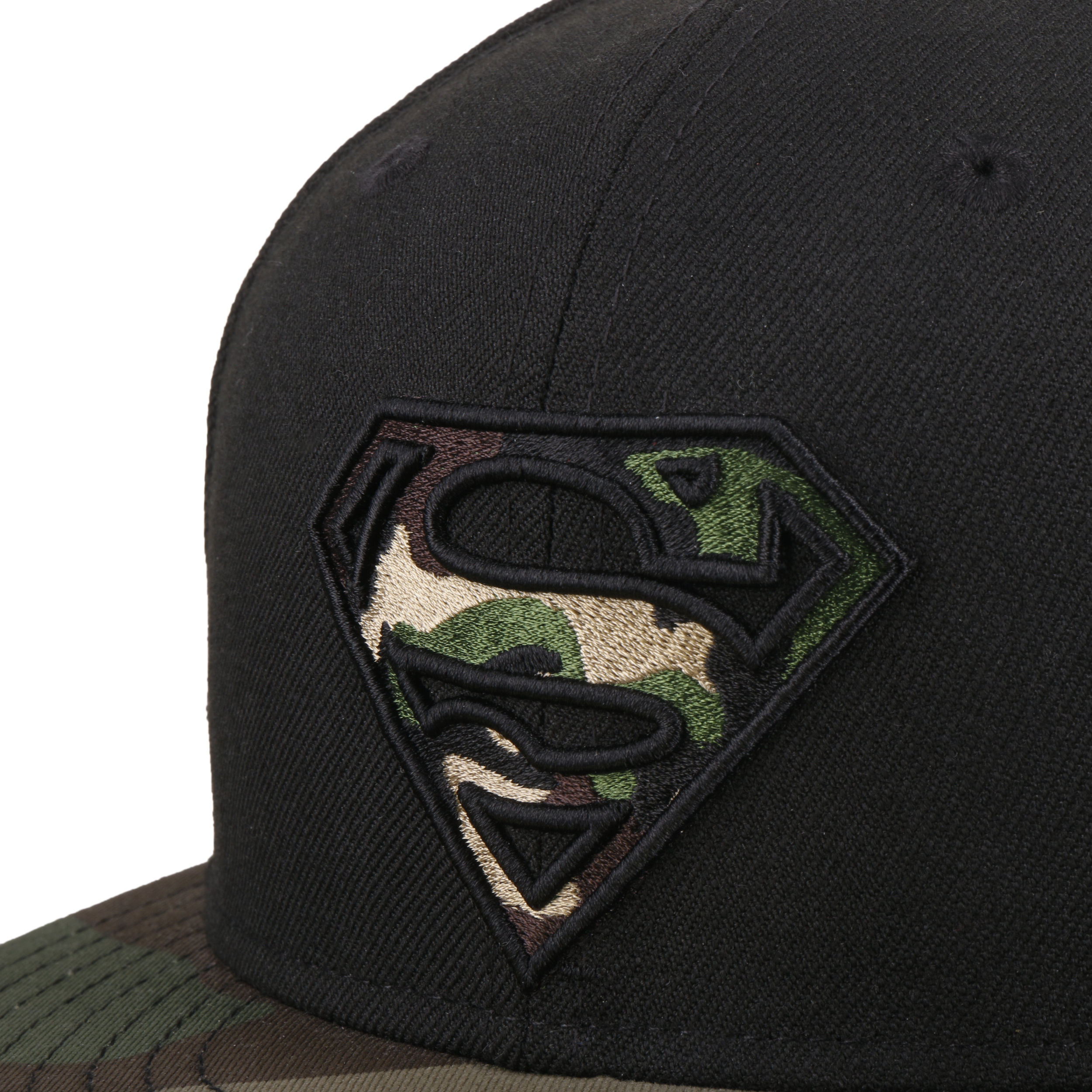 59Fifty Superman Camo Cap by New Era - CHF 43.95