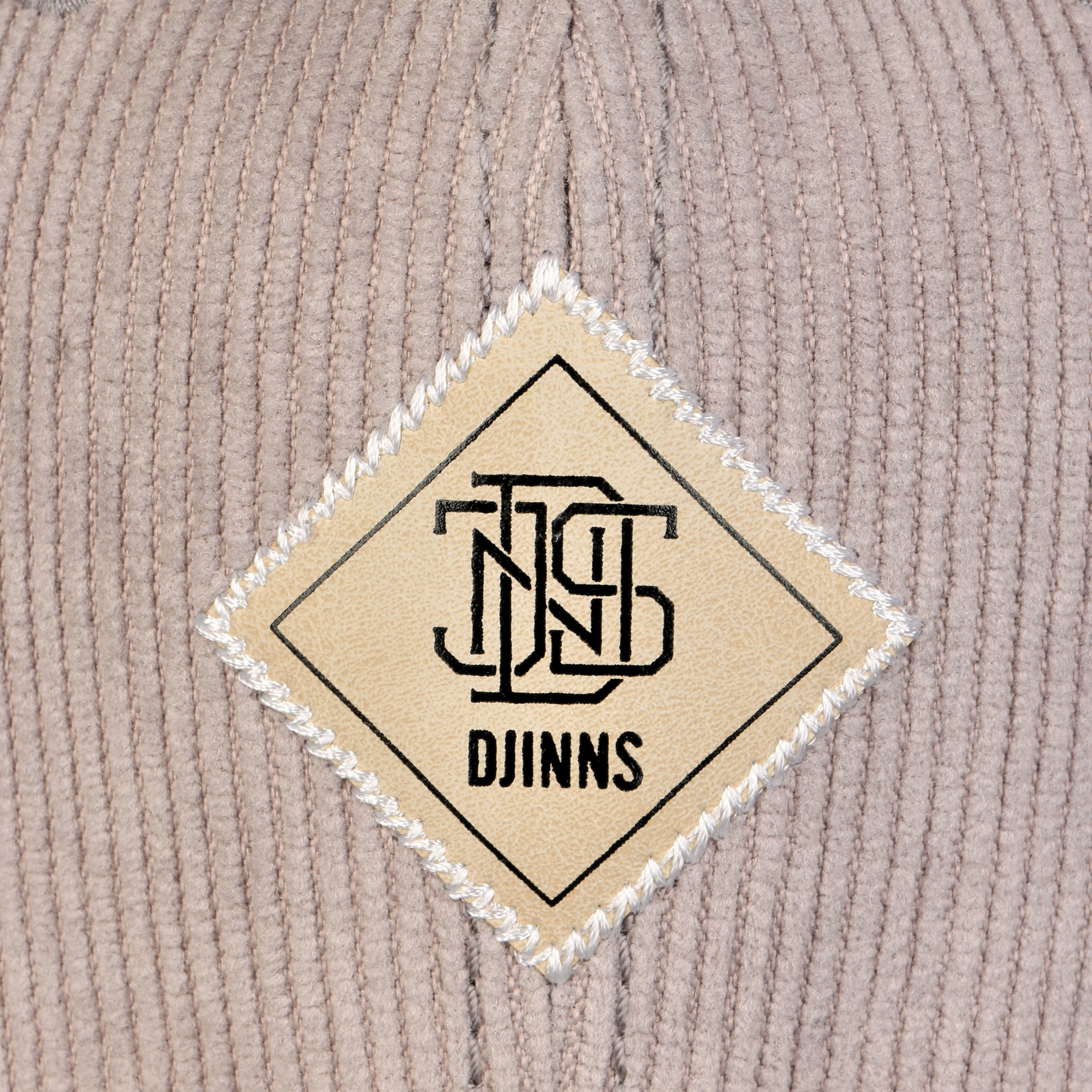 6P Washed Corduroy Snapback Cap by Djinns - 17,95