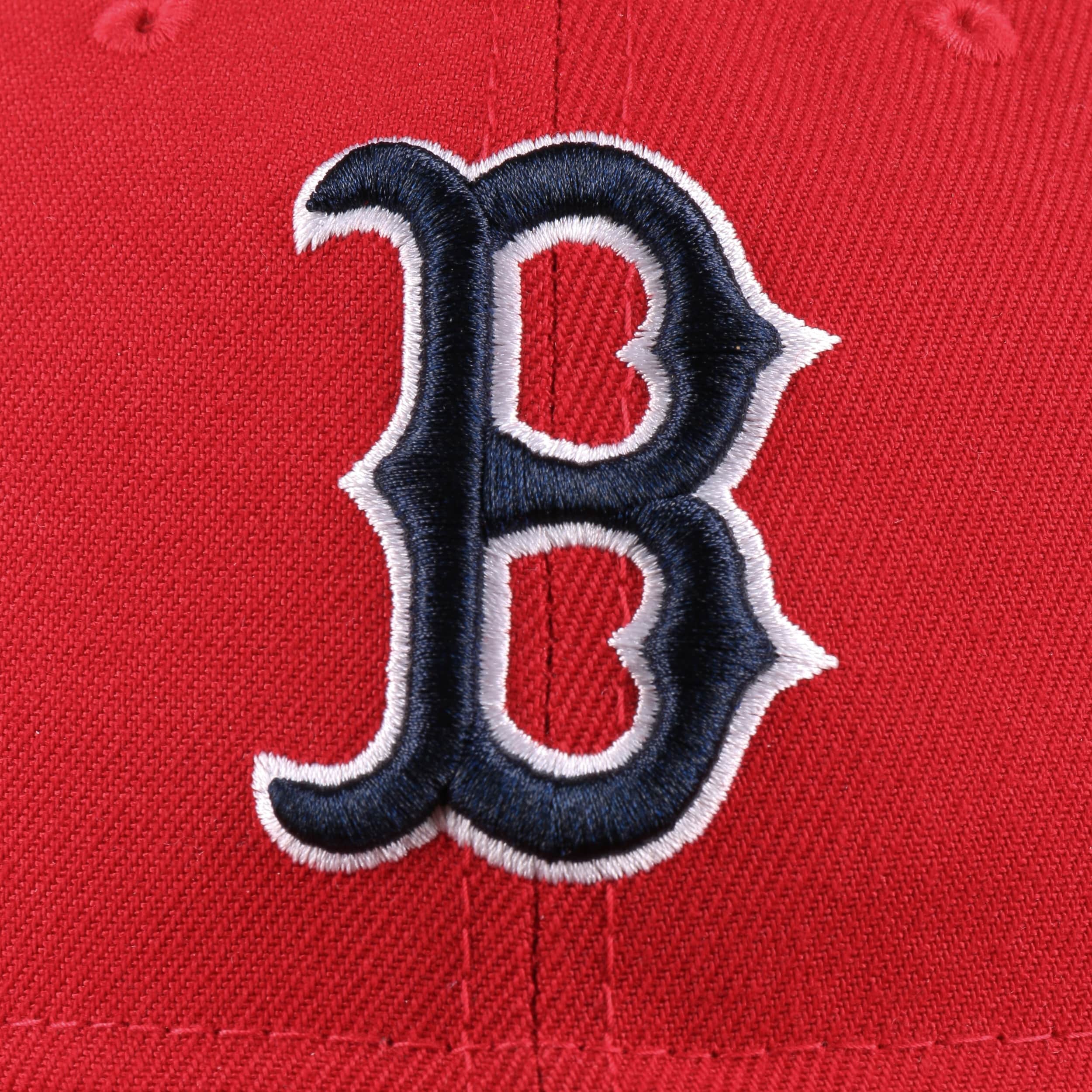 9Fifty Retro Crown Red Sox Cap by New Era - 24,95