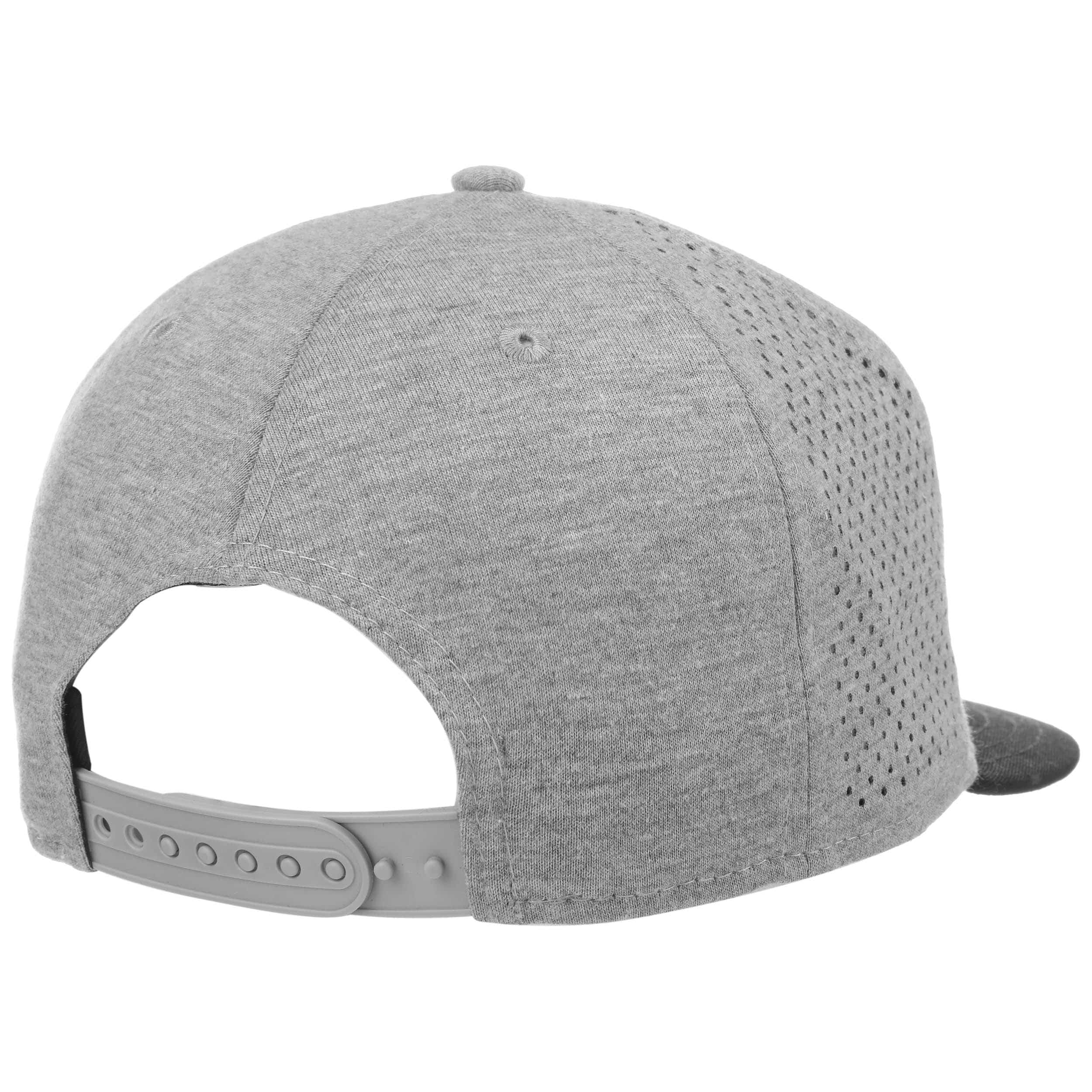 9Fifty Shadow Tech Raiders Cap by New Era - 18,00