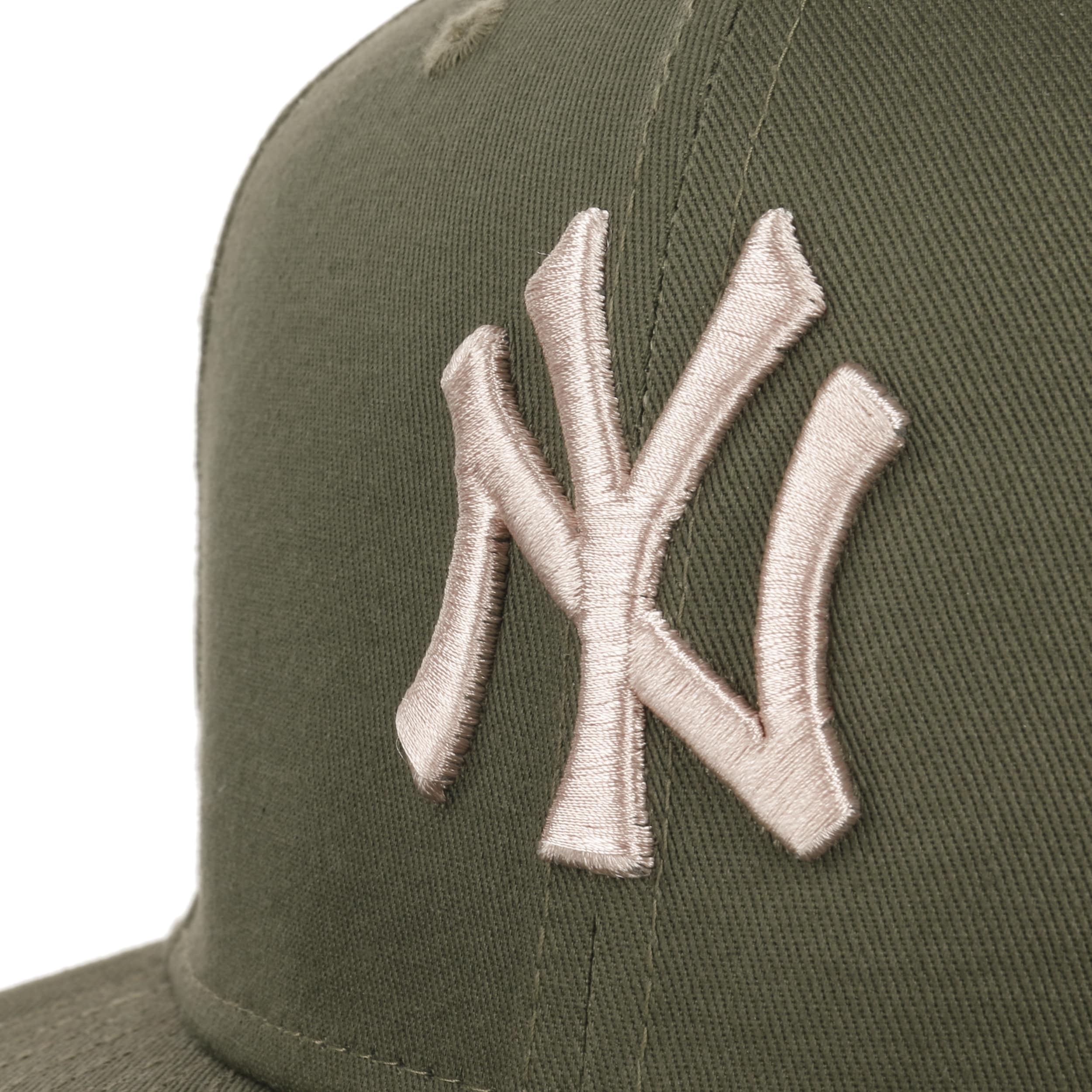 9Fifty Side Patch Yankees Cap by New Era - 42,95