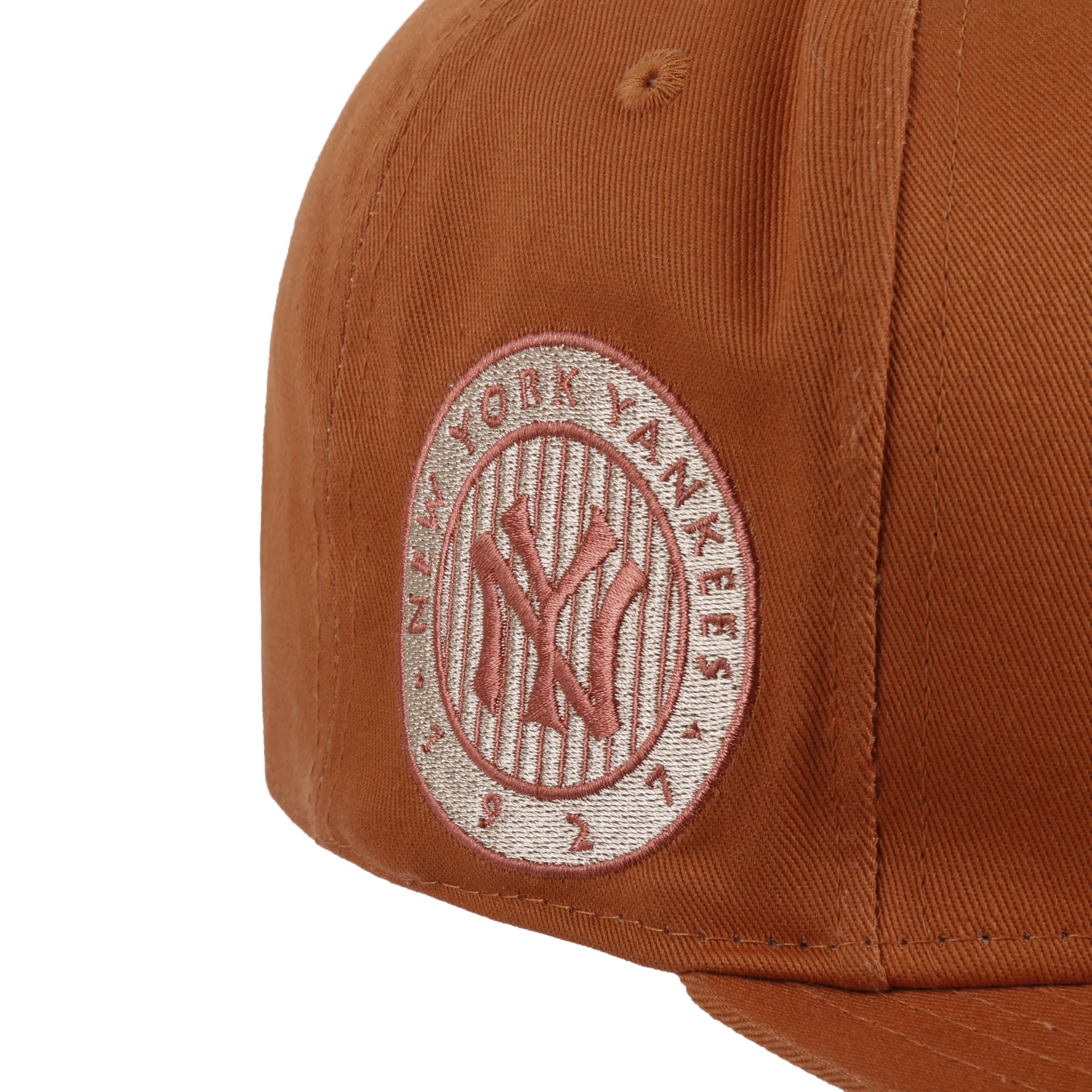 9Fifty Side Patch Yankees Cap by New Era - 42,95