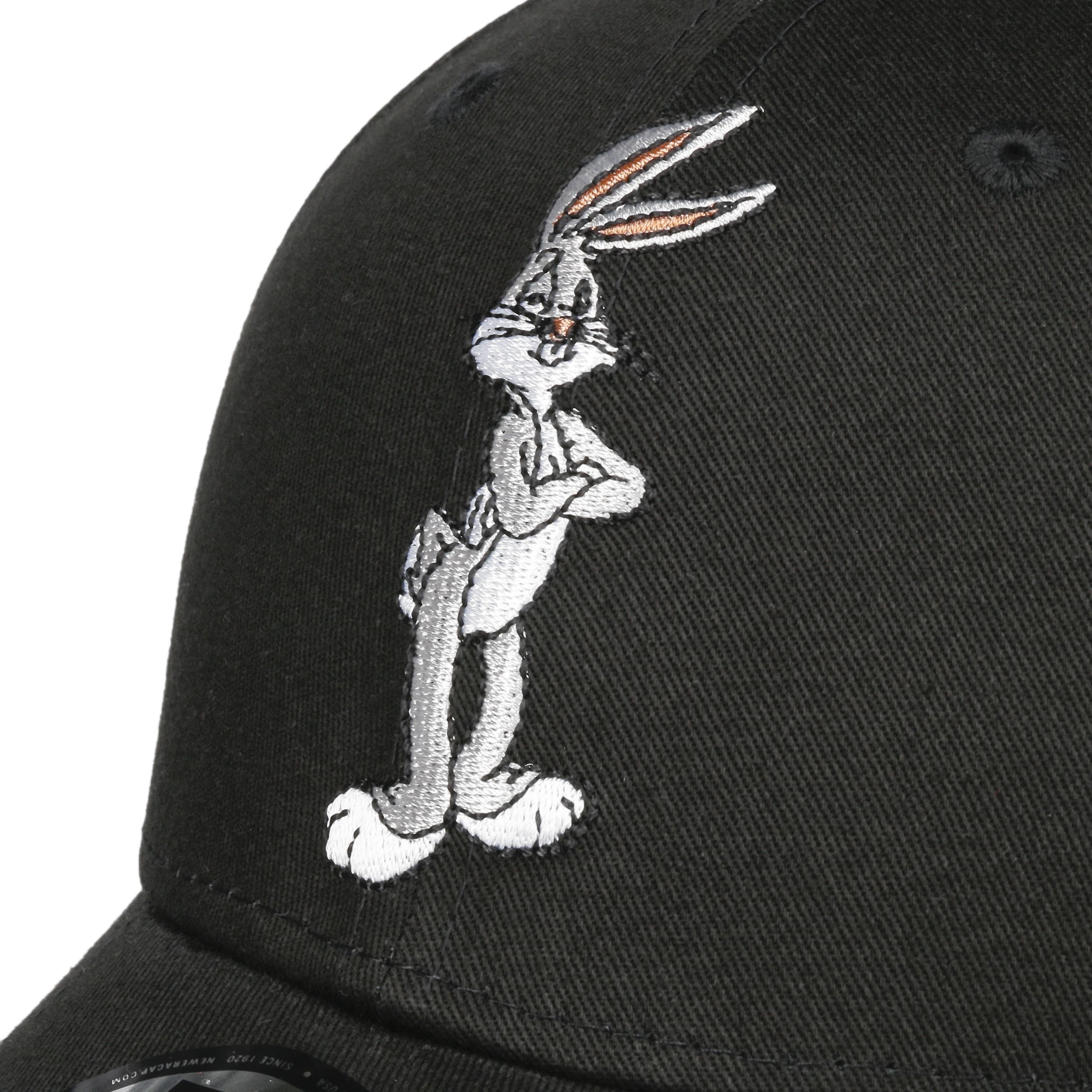 9Forty Bugs Bunny Character Cap by New Era - 29,95