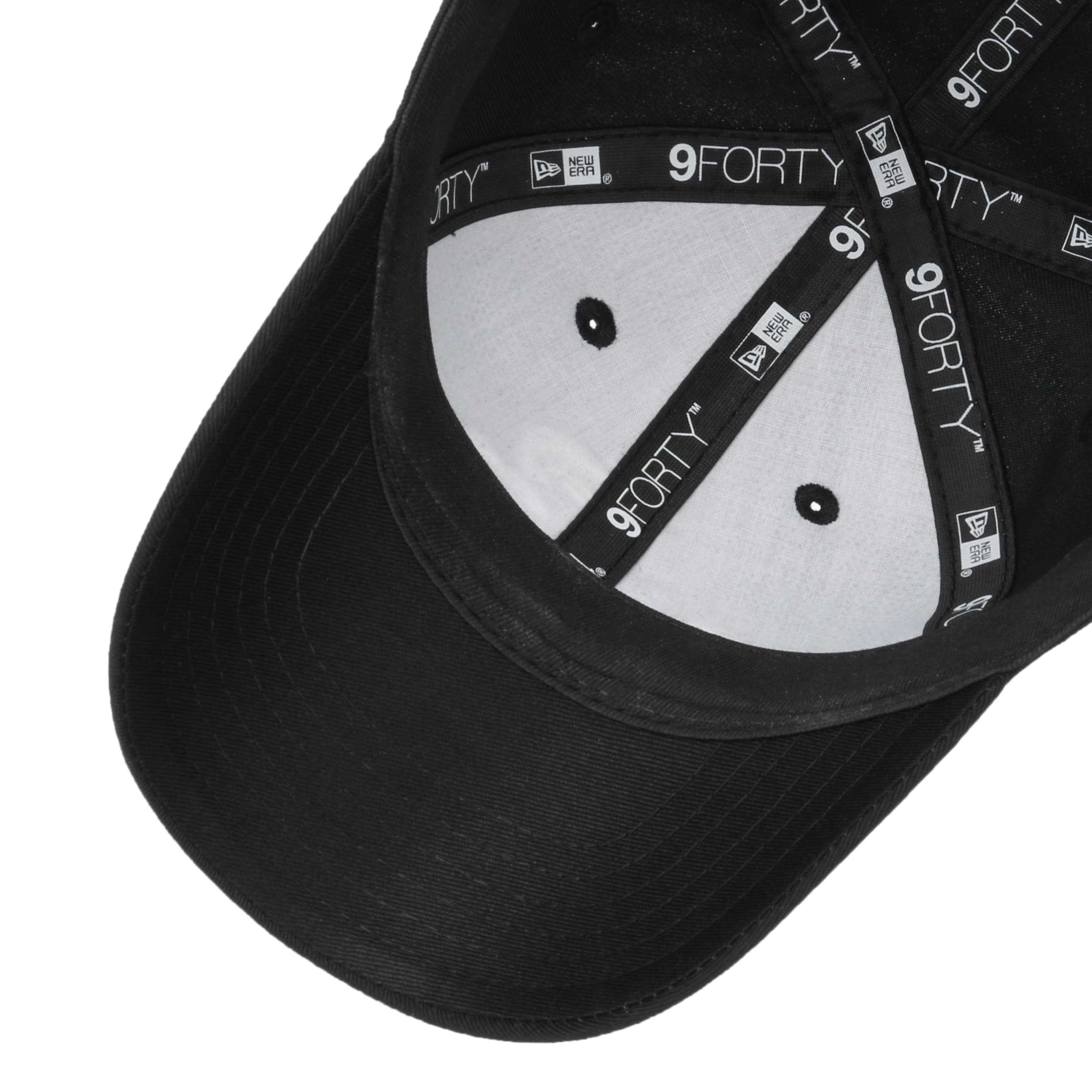 9Forty Kids Character Taz Cap by New Era - 22,95