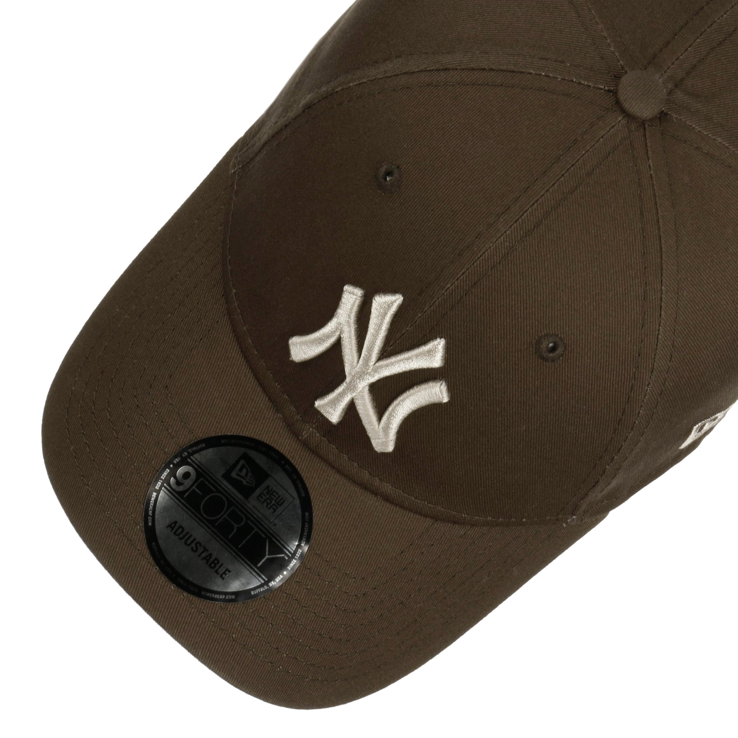 9Forty MLB Essential Yankees Cap by New Era - 29,95