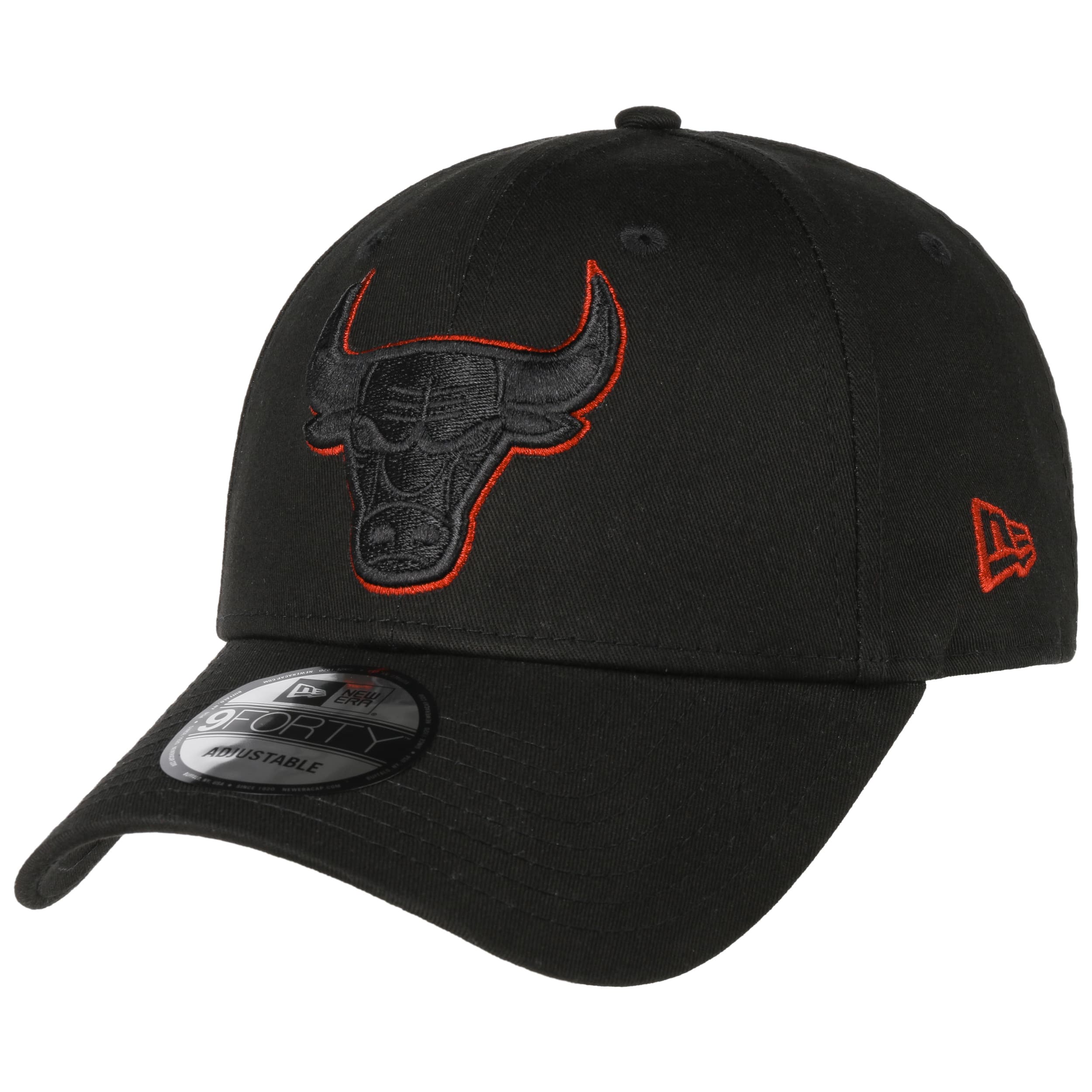 9Forty Metallic Outline Bulls Cap by New Era - 29,95