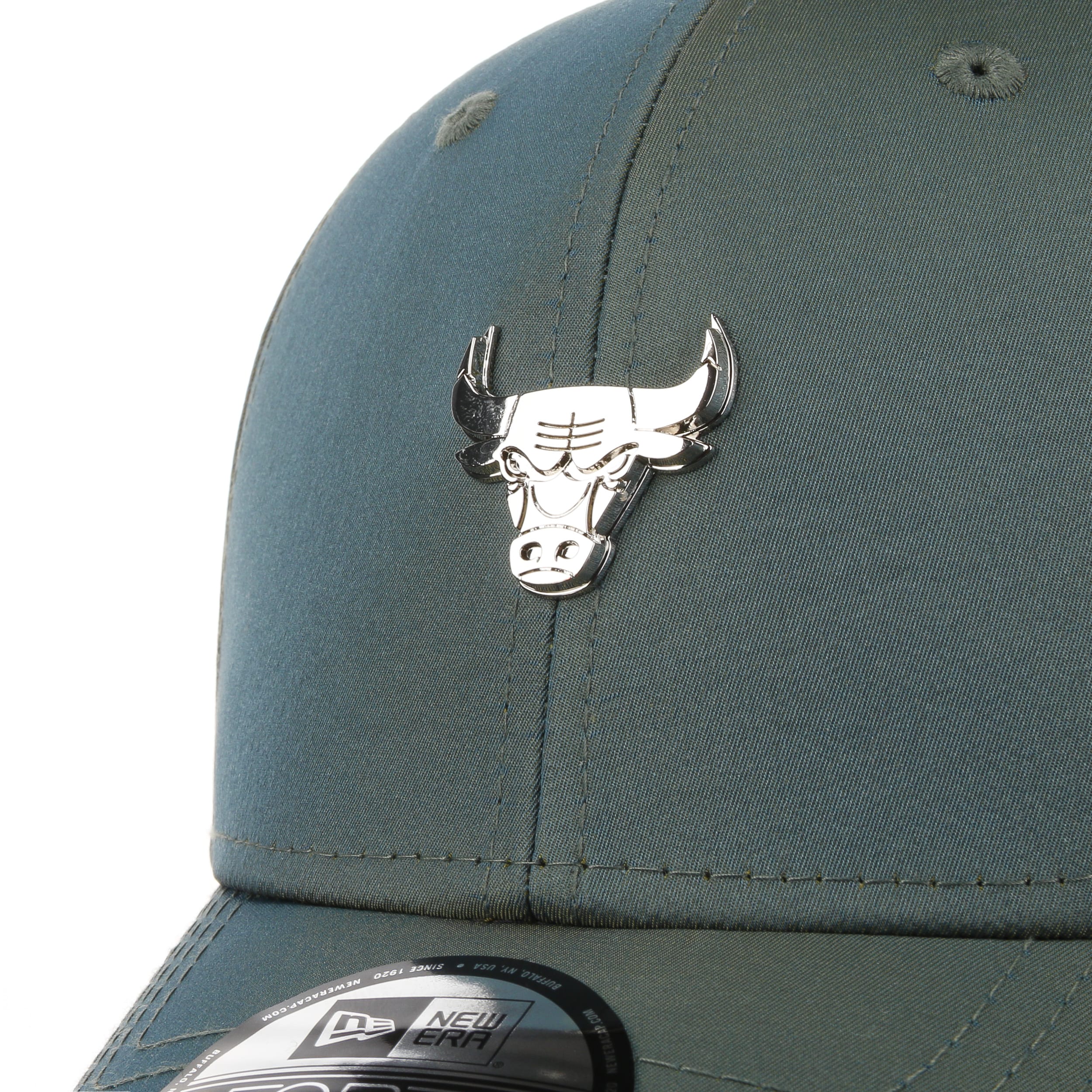 9Forty NBA Tech Bulls Cap by New Era - 44,95