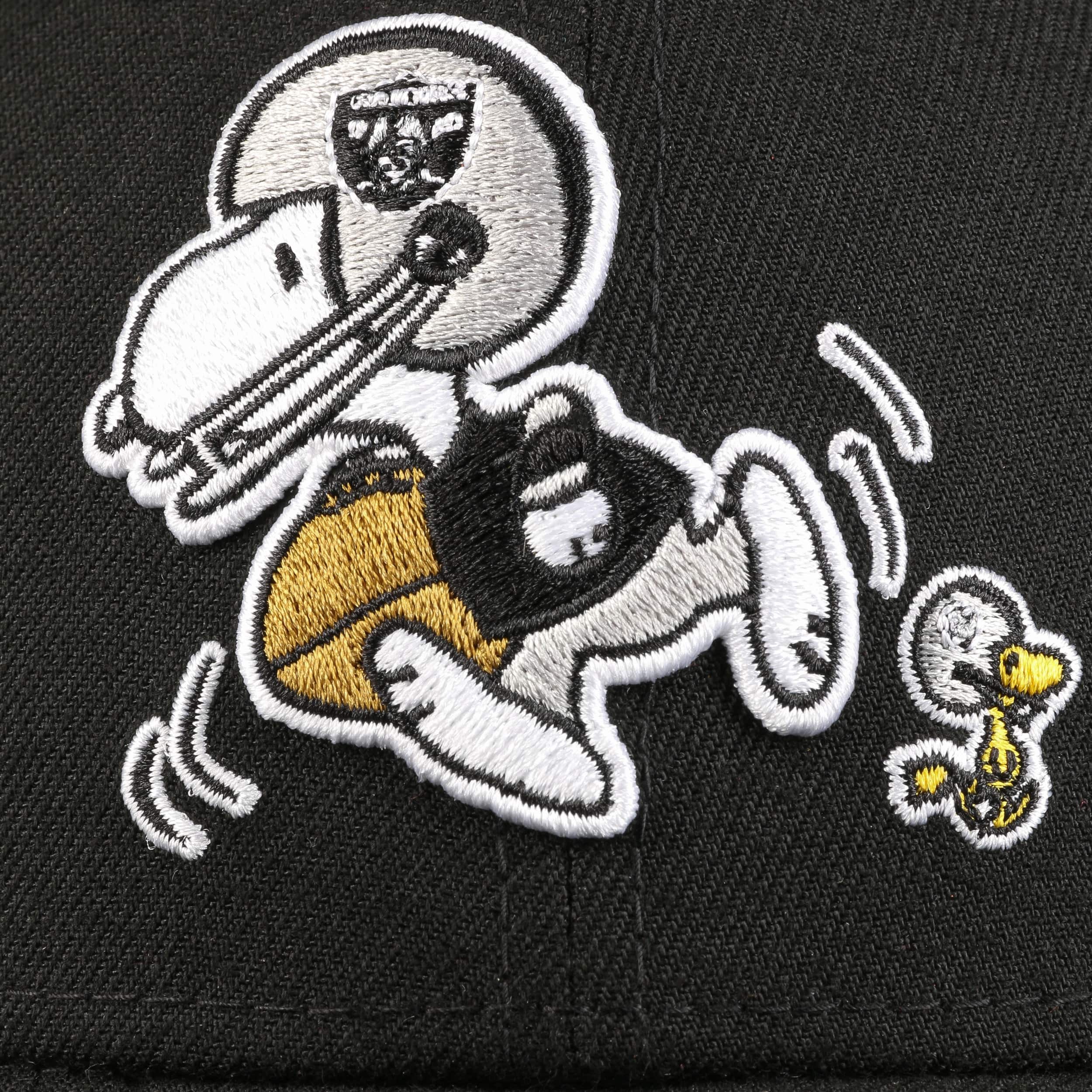 9Forty Peanuts NFL Raiders Cap by New Era - 36,95