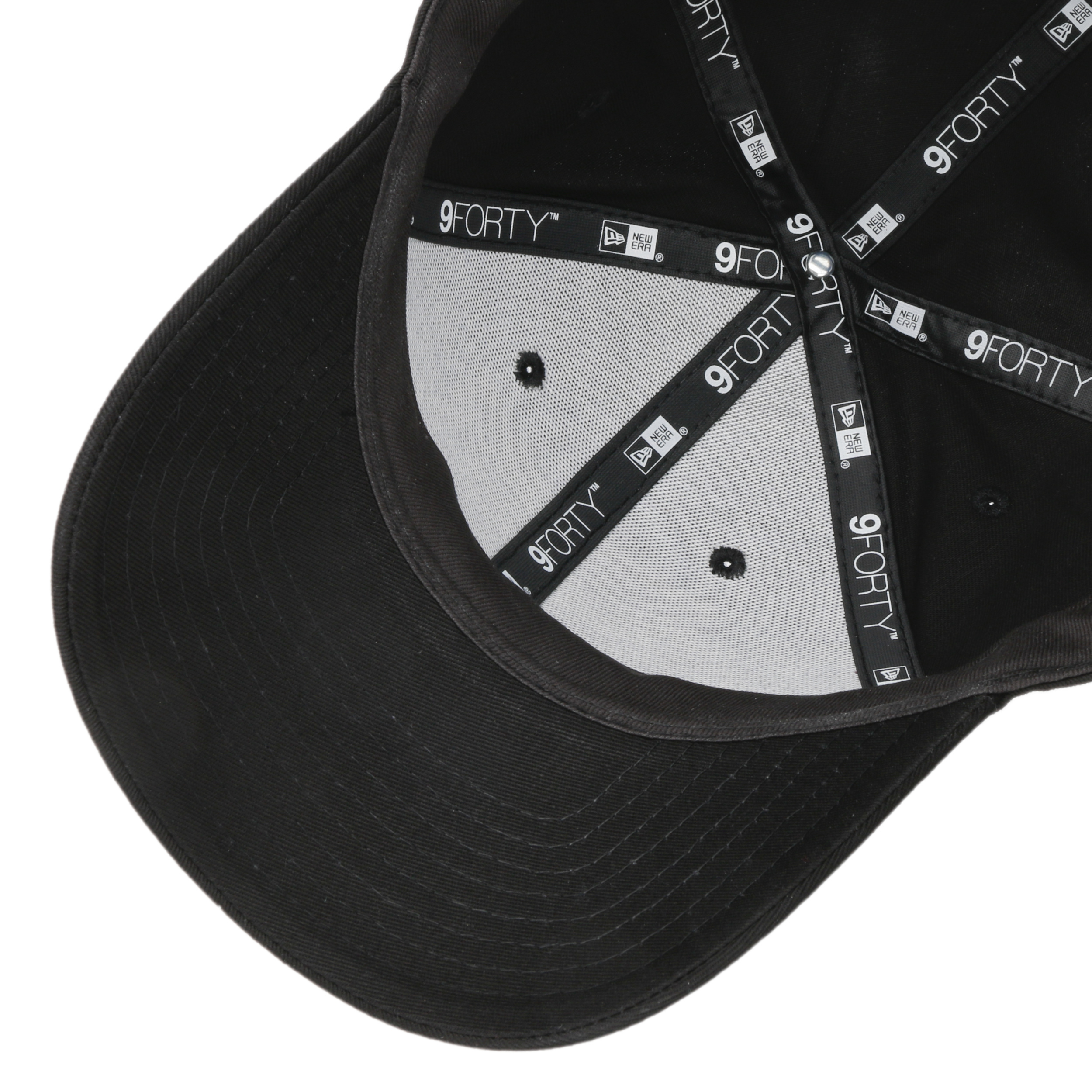 9Forty Scooby Doo Cap by New Era - 24,95