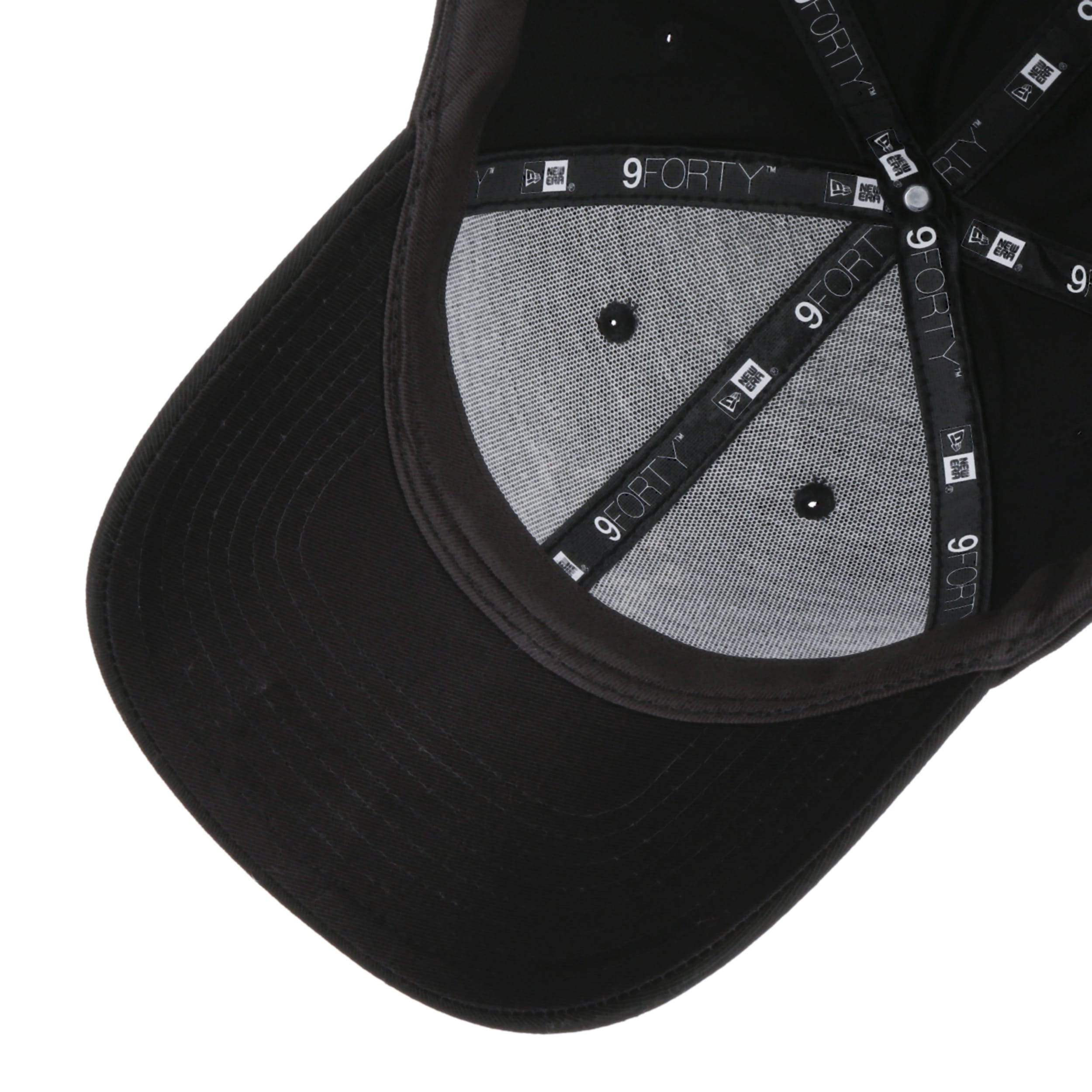 9Forty Season Infill Yankees Cap by New Era - 29,95