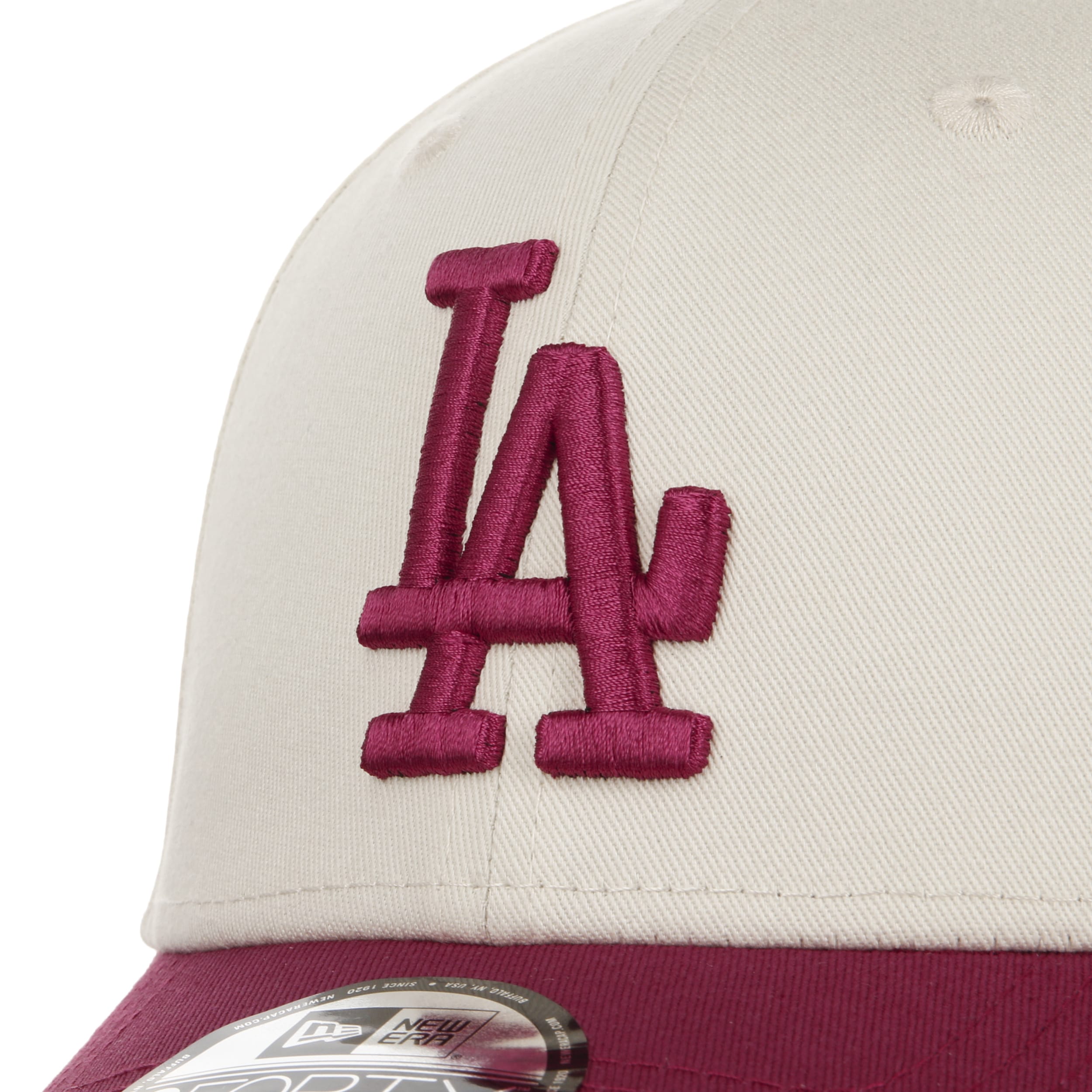 9Forty Side Script Dodgers Cap by New Era - 32,95