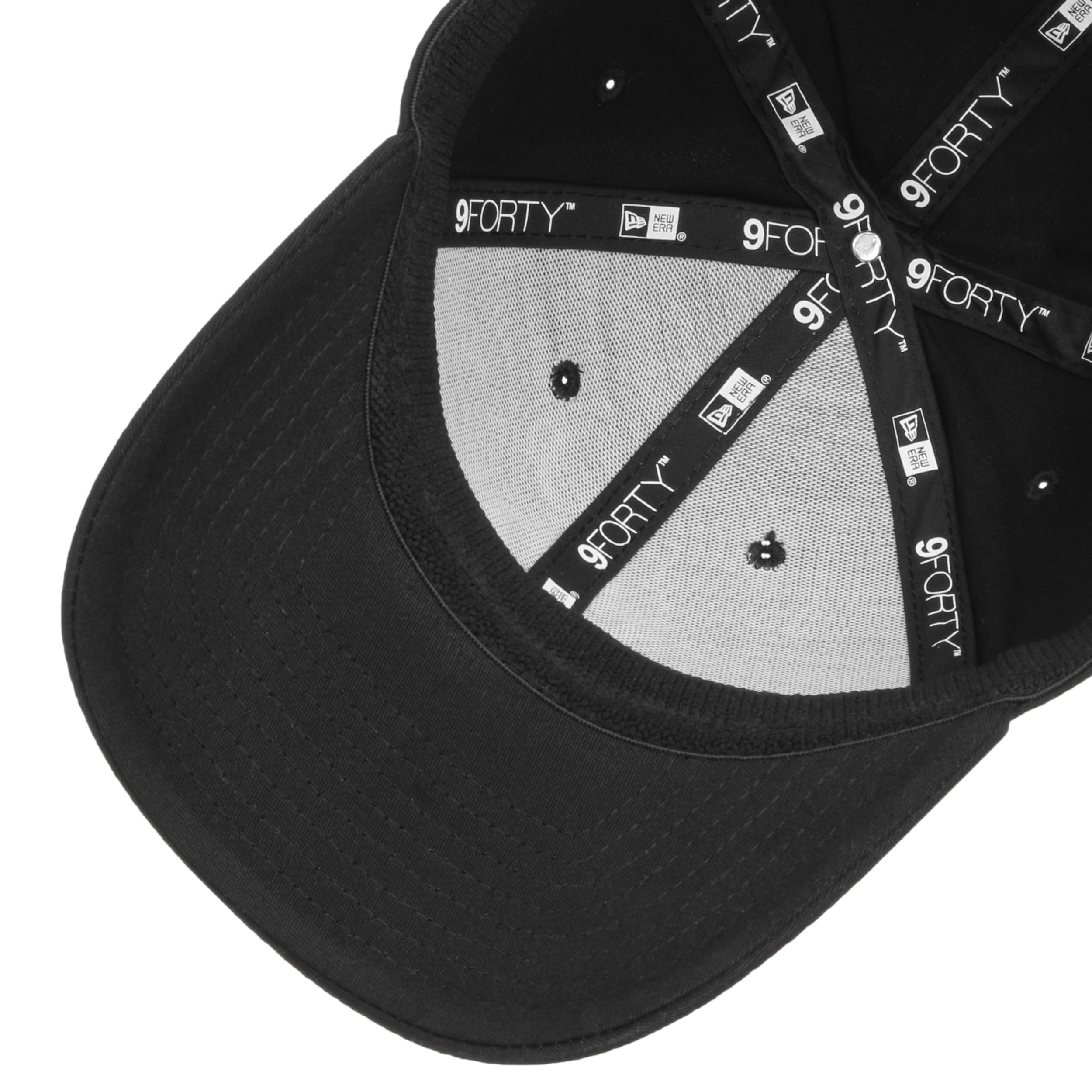 9Forty Stretch Snap Yankees Cap by New Era - 34,95