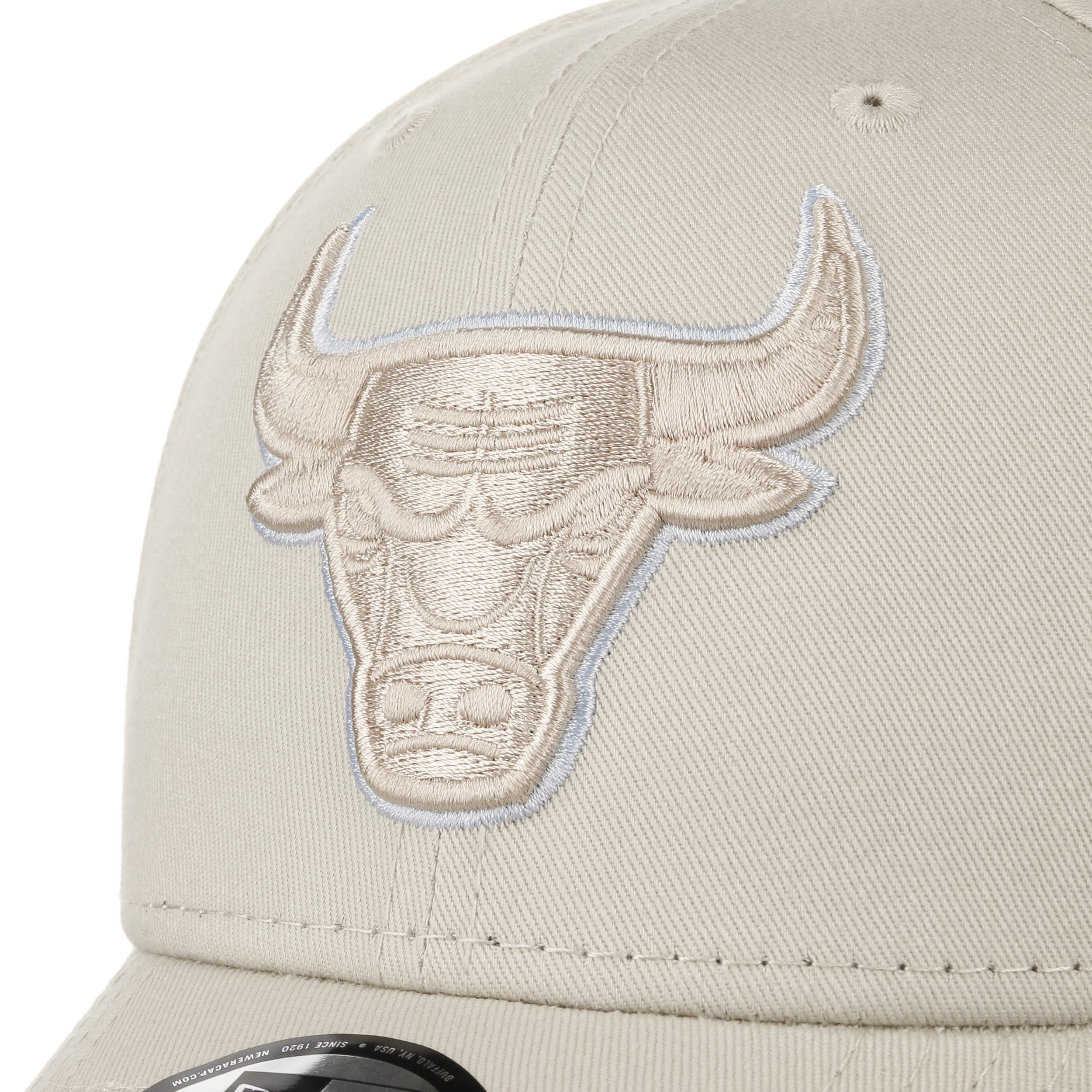 9Forty Team Outline Bulls Cap by New Era - 29,95