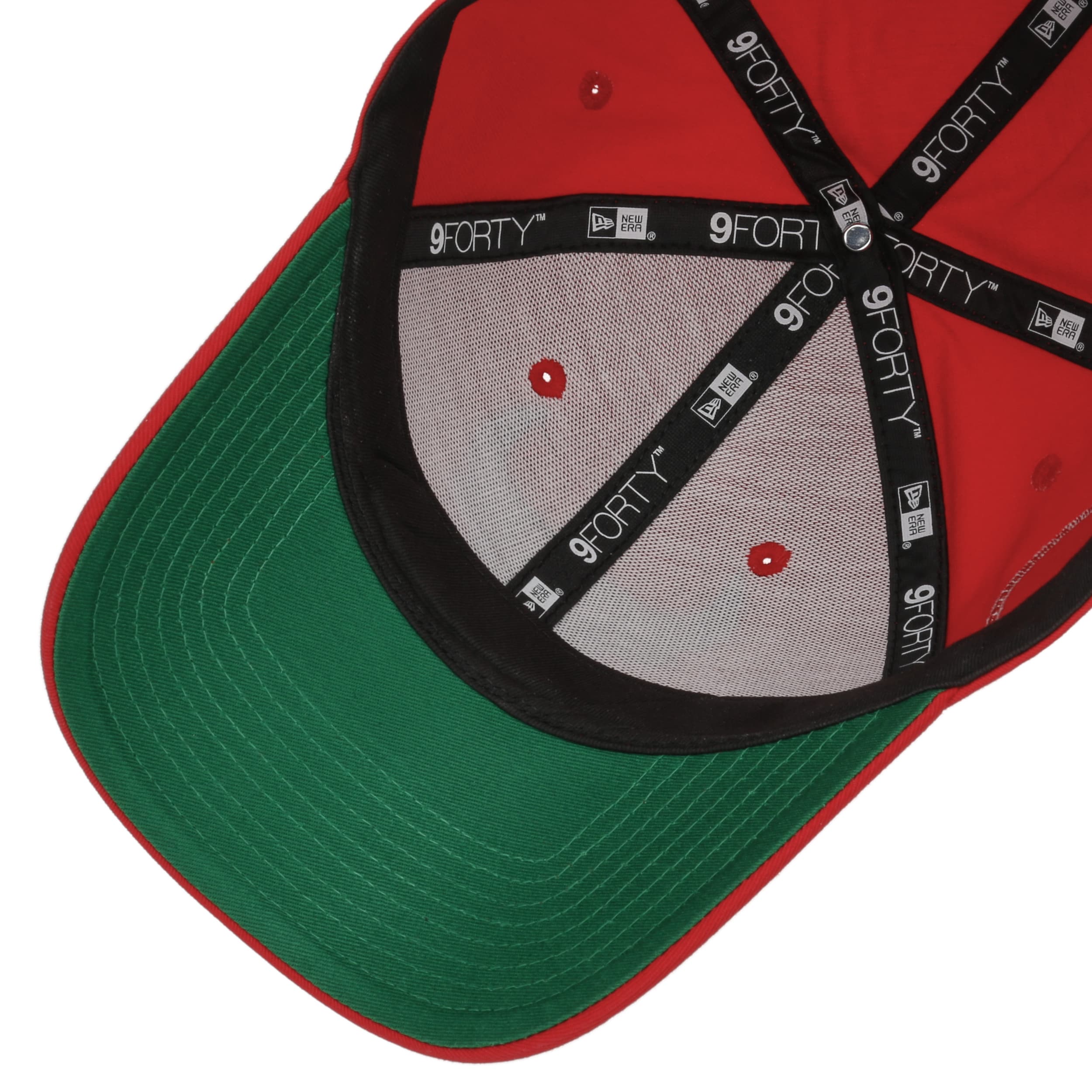 9Forty Team Side Patch Bulls Cap by New Era - 29,95