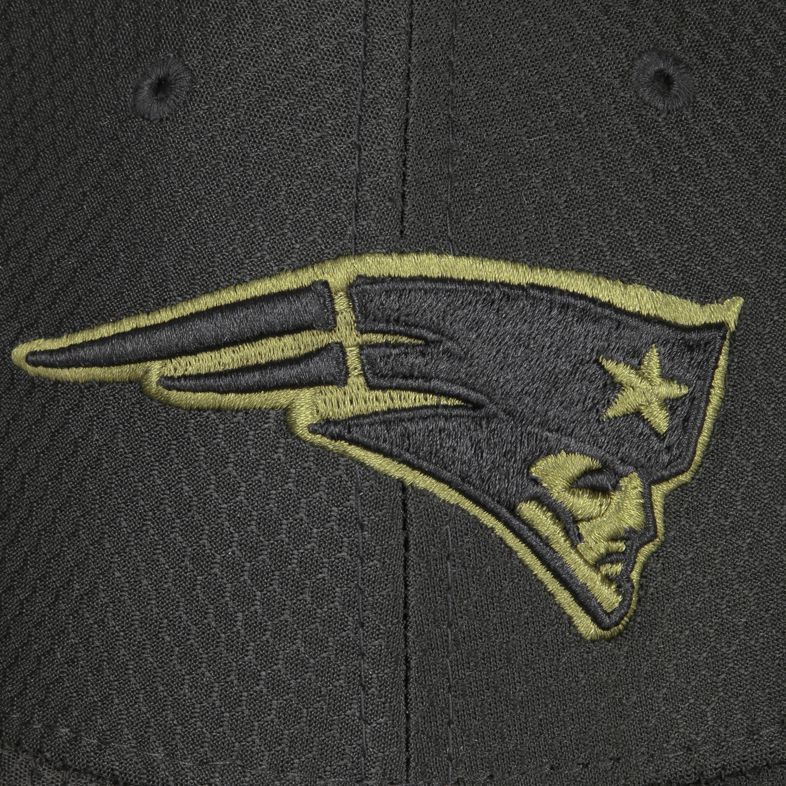 9Forty Tonal Snap Patriots Cap by New Era - 17,95