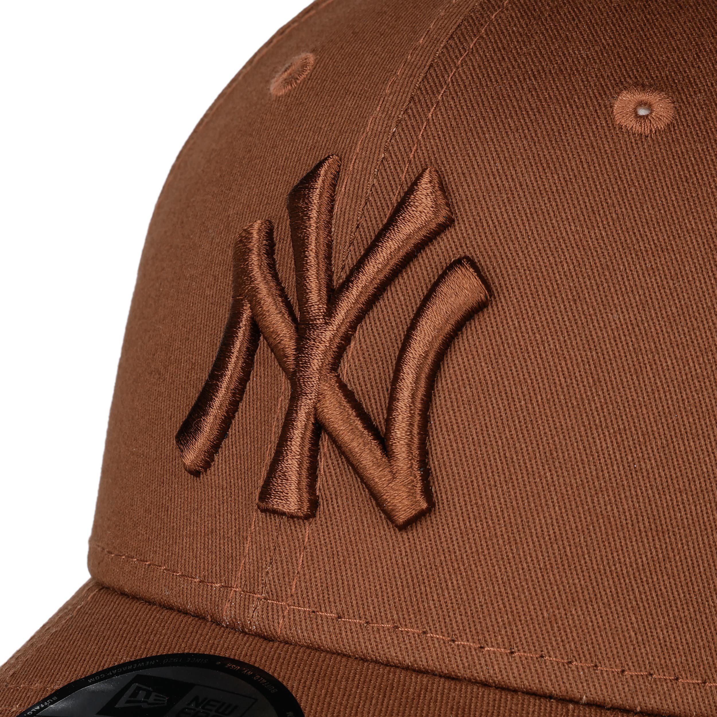 9Forty Uni Yankees Ess Cap by New Era - 29,95