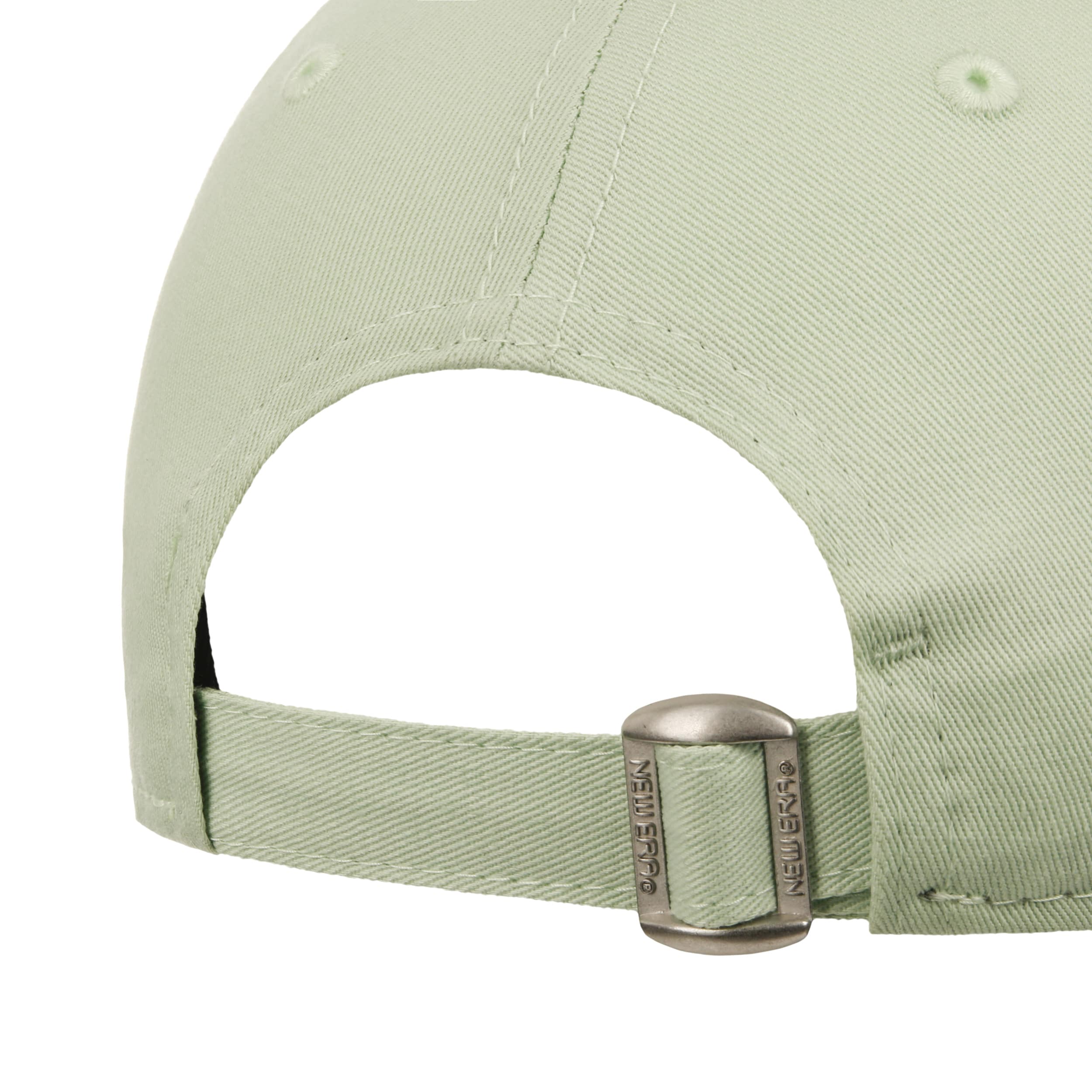 9Forty WMNS Icon NY Yankees Cap by New Era - 35,95