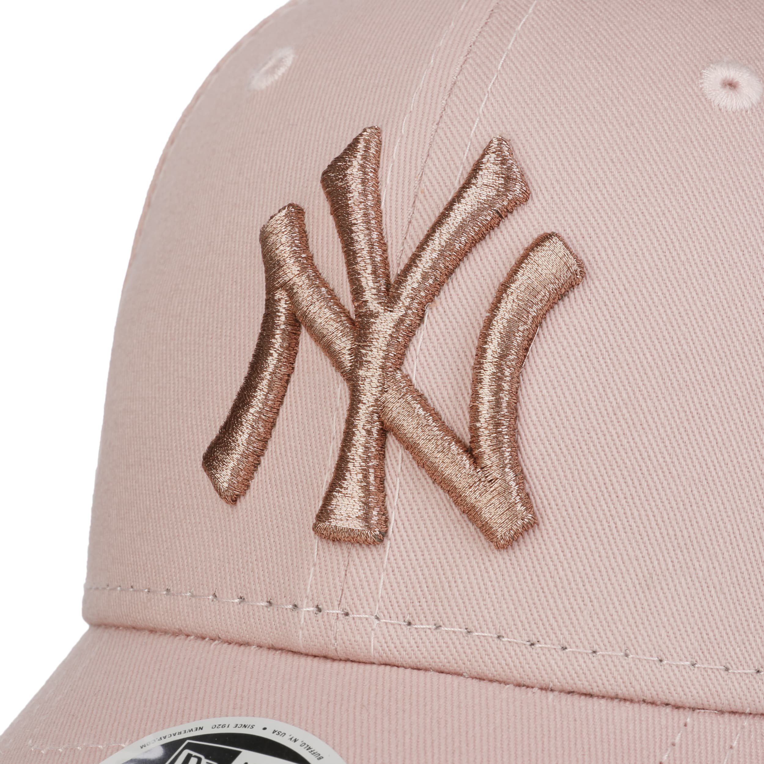 9Forty WMNS Metallic Logo NY Cap by New Era - 29,95