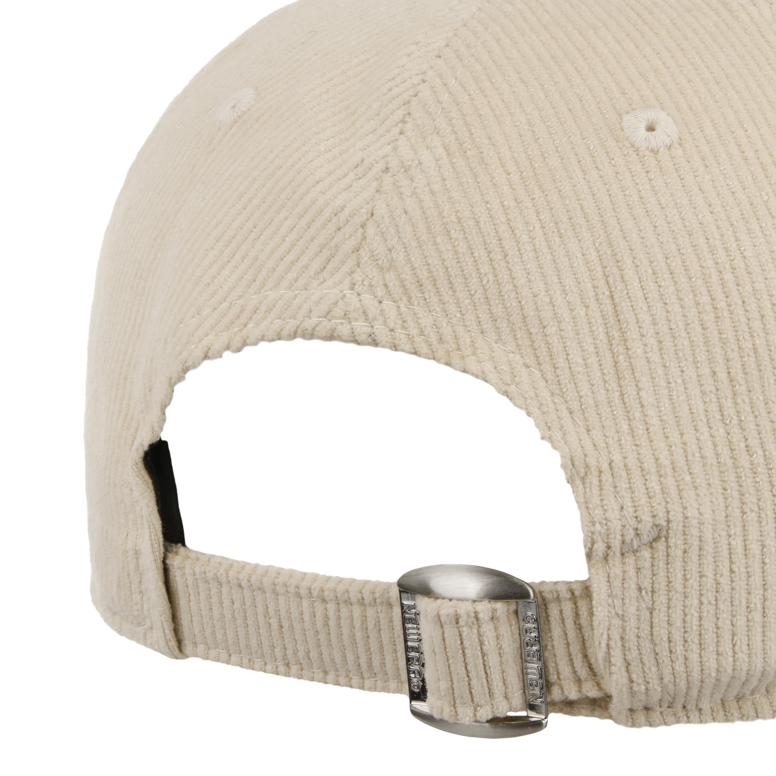 9Twenty Block Cord Yankees Cap by New Era - 39,95