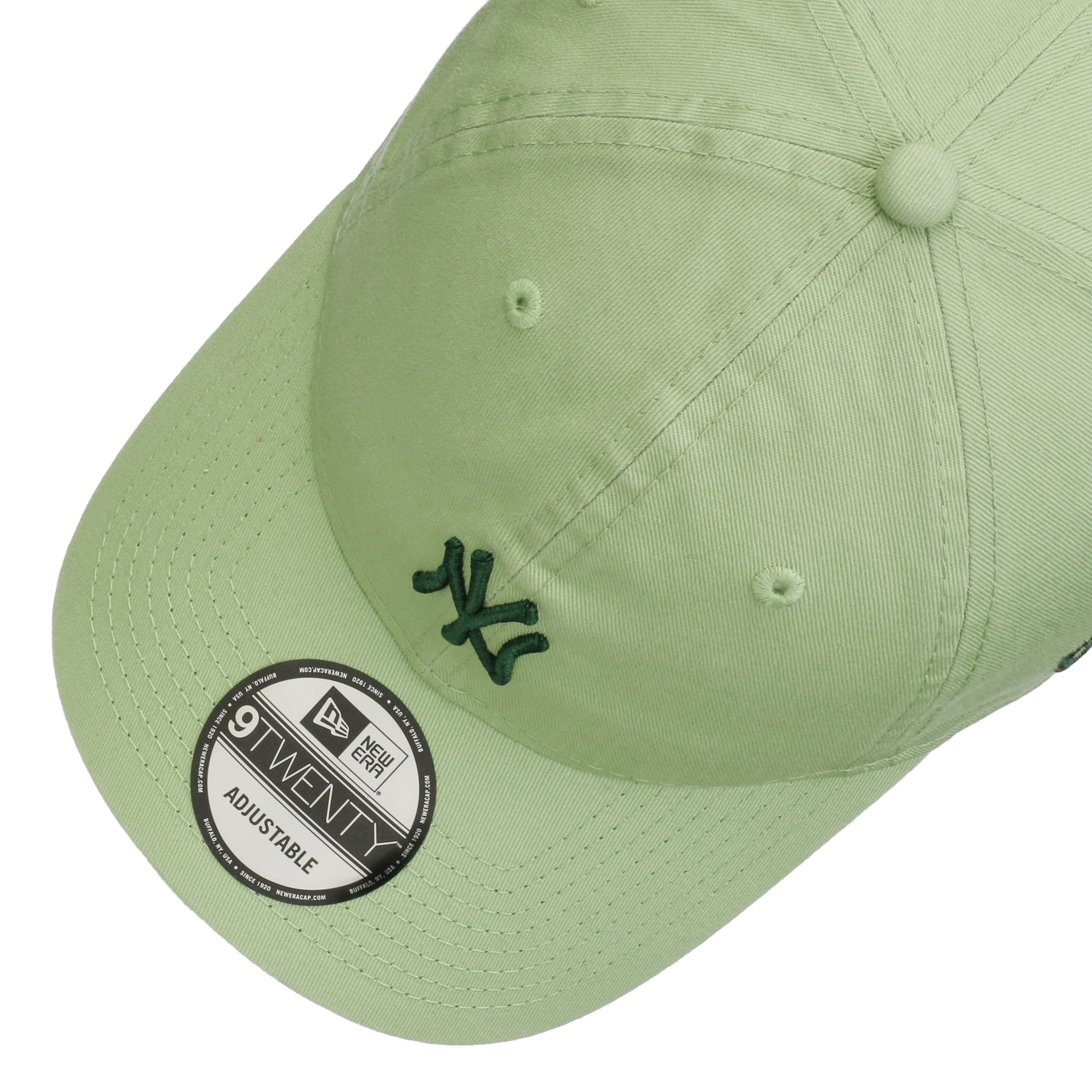 9Twenty Yankees Mini Logo Cap by New Era - 29,95