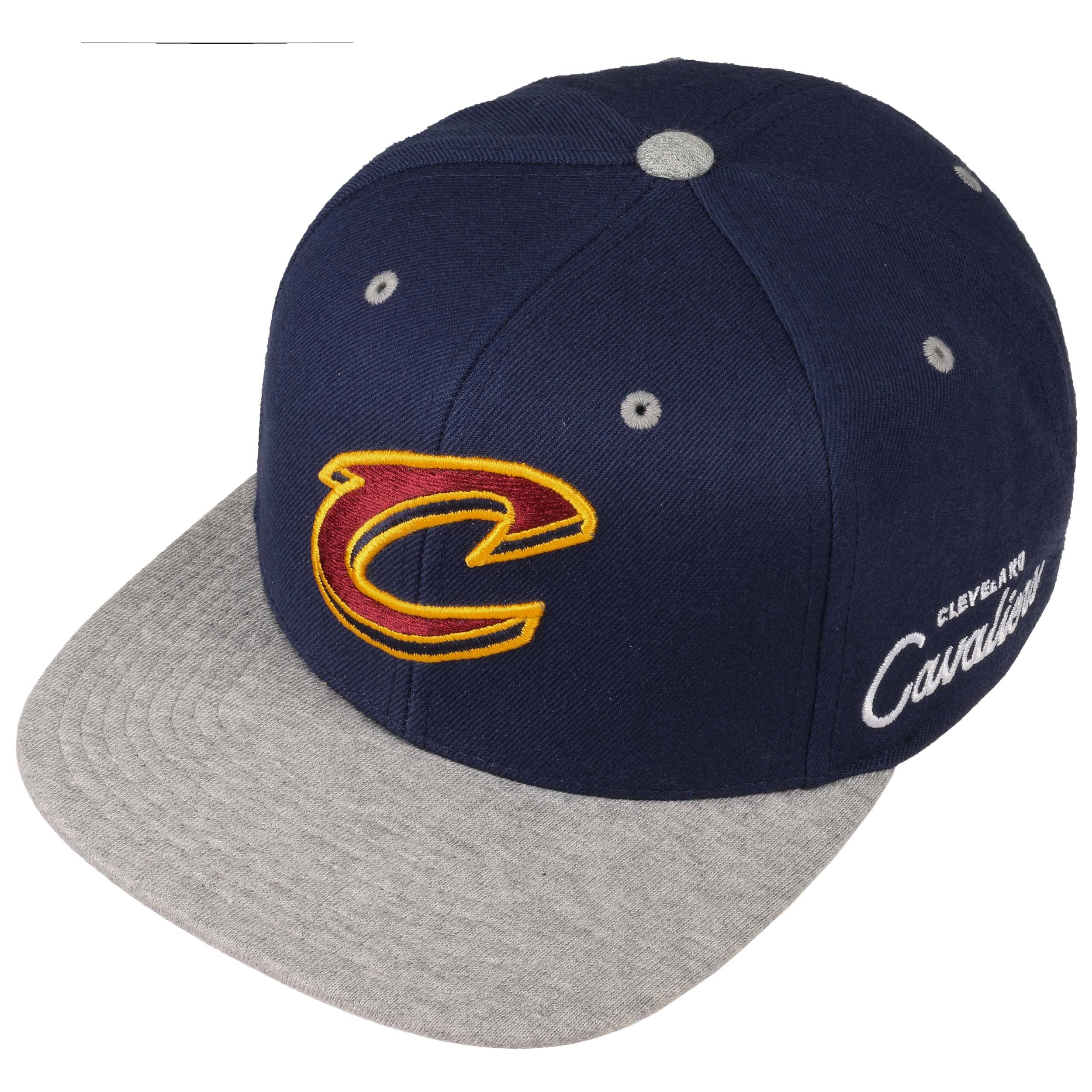 Arch-Bound Cavs Cap by Mitchell & Ness - CHF 23.95