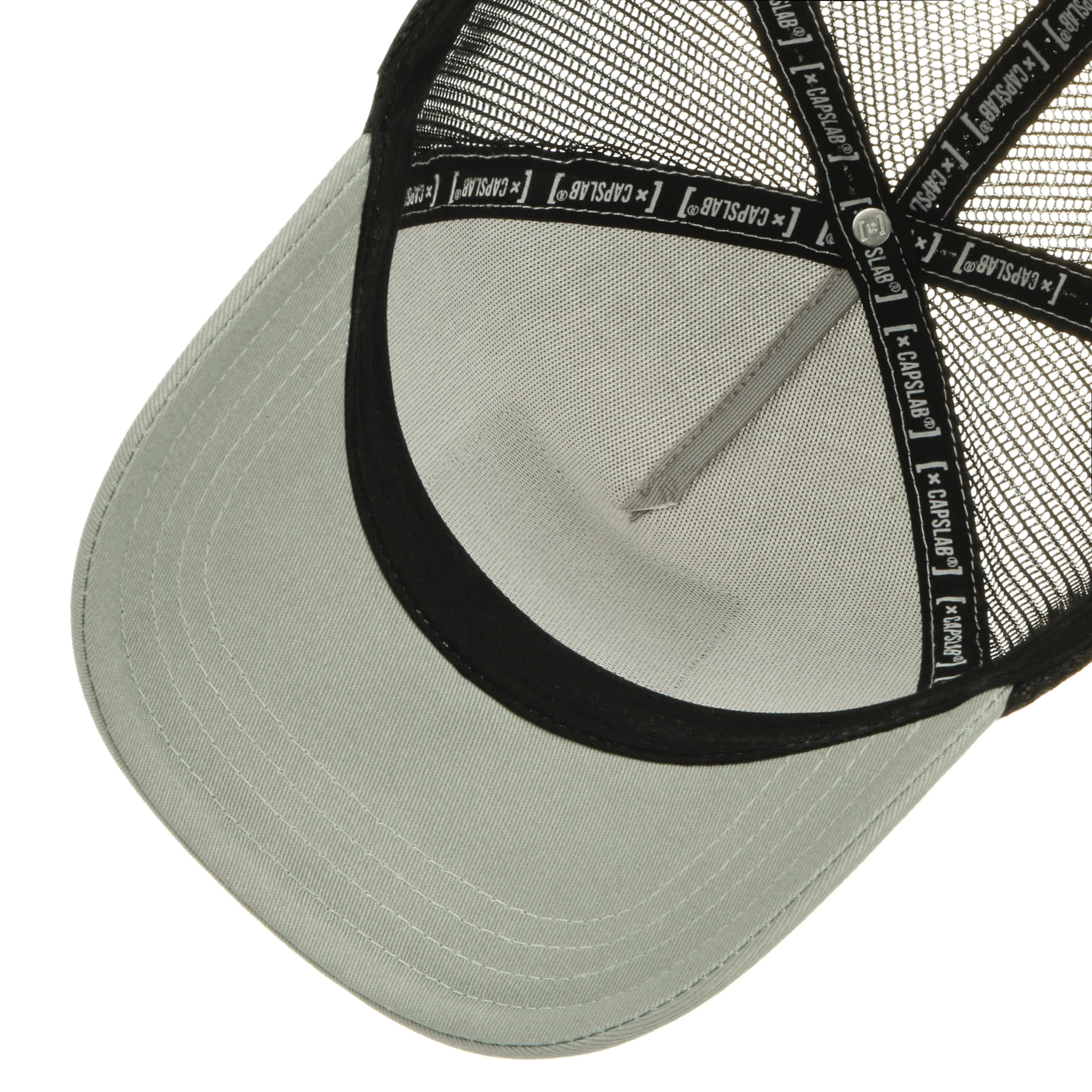 Bugs Bunny Patch Trucker Cap by Capslab - 34,90