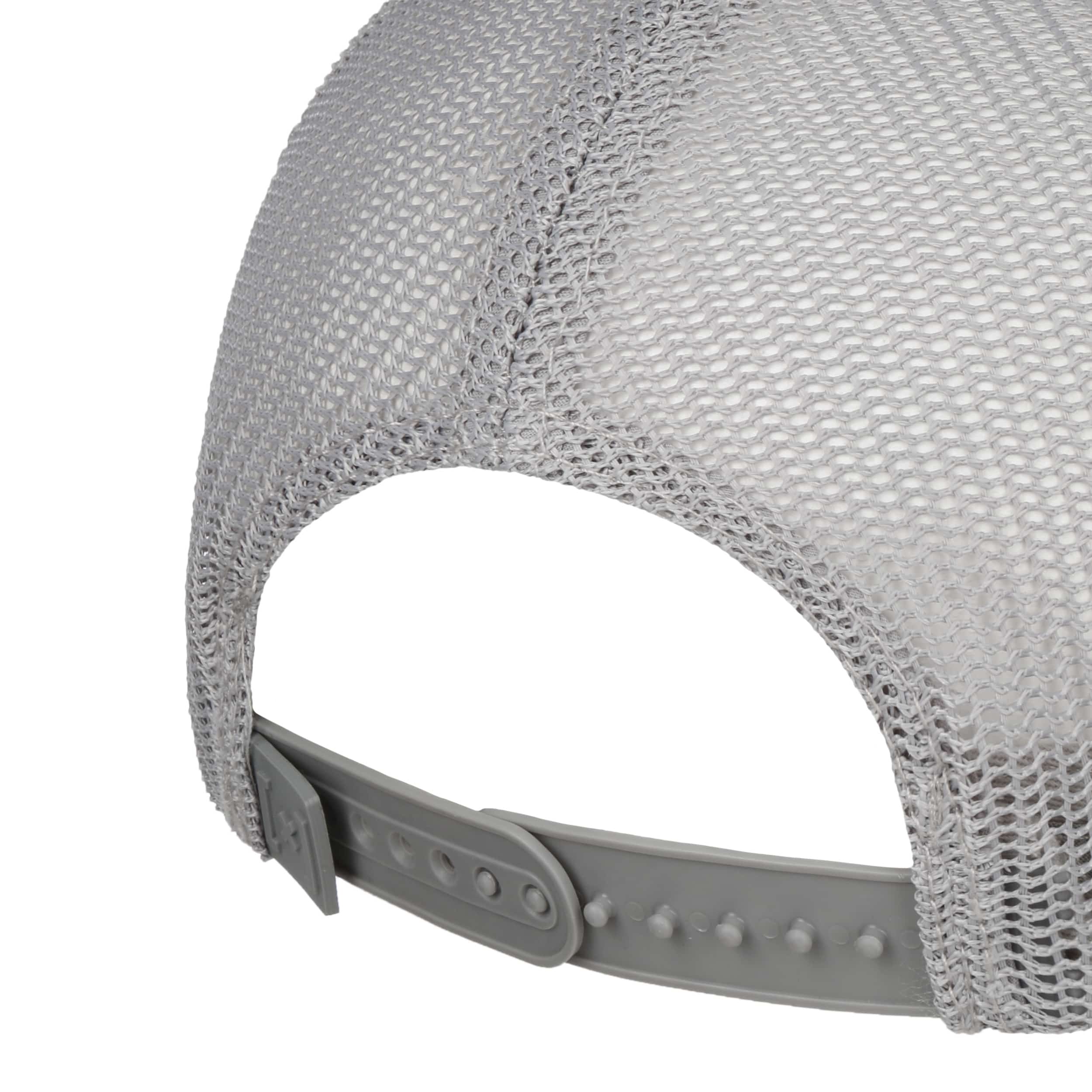 Bugs Bunny Trucker Cap by Capslab - CHF 37.95