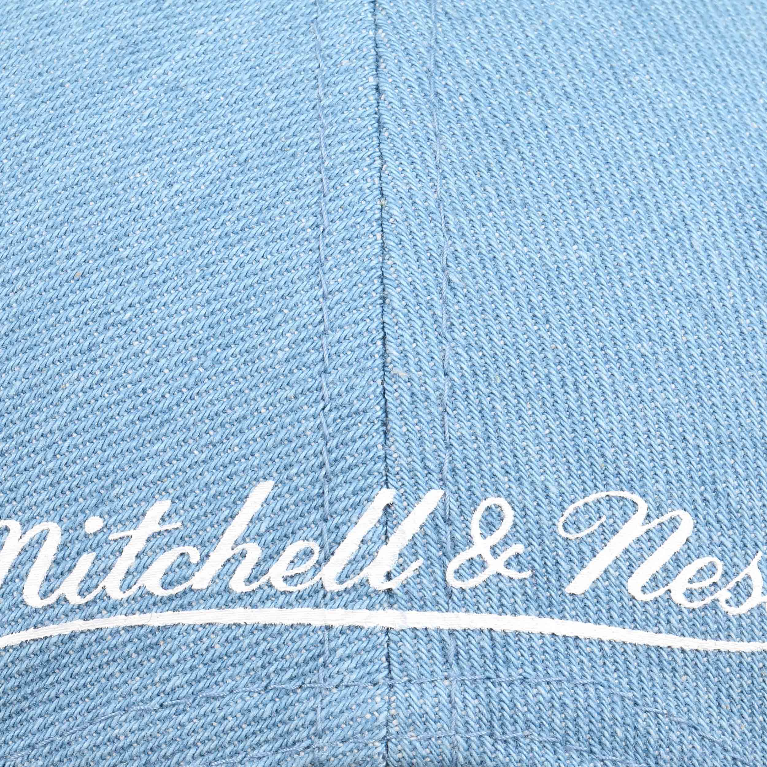 Denim HWC Hawks Cap by Mitchell & Ness - 19,95