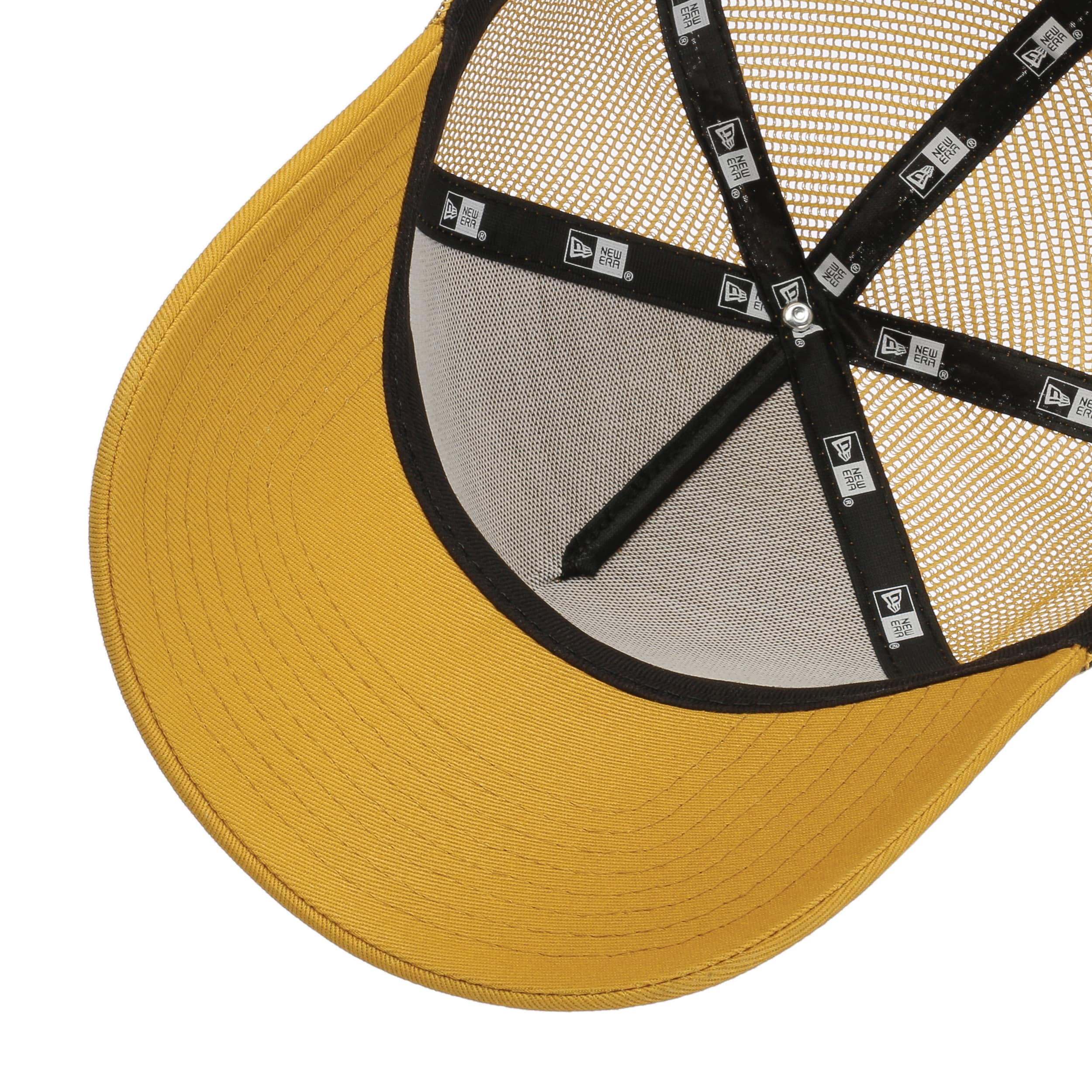 Essential Mono Yankees Trucker Cap by New Era - 34,95