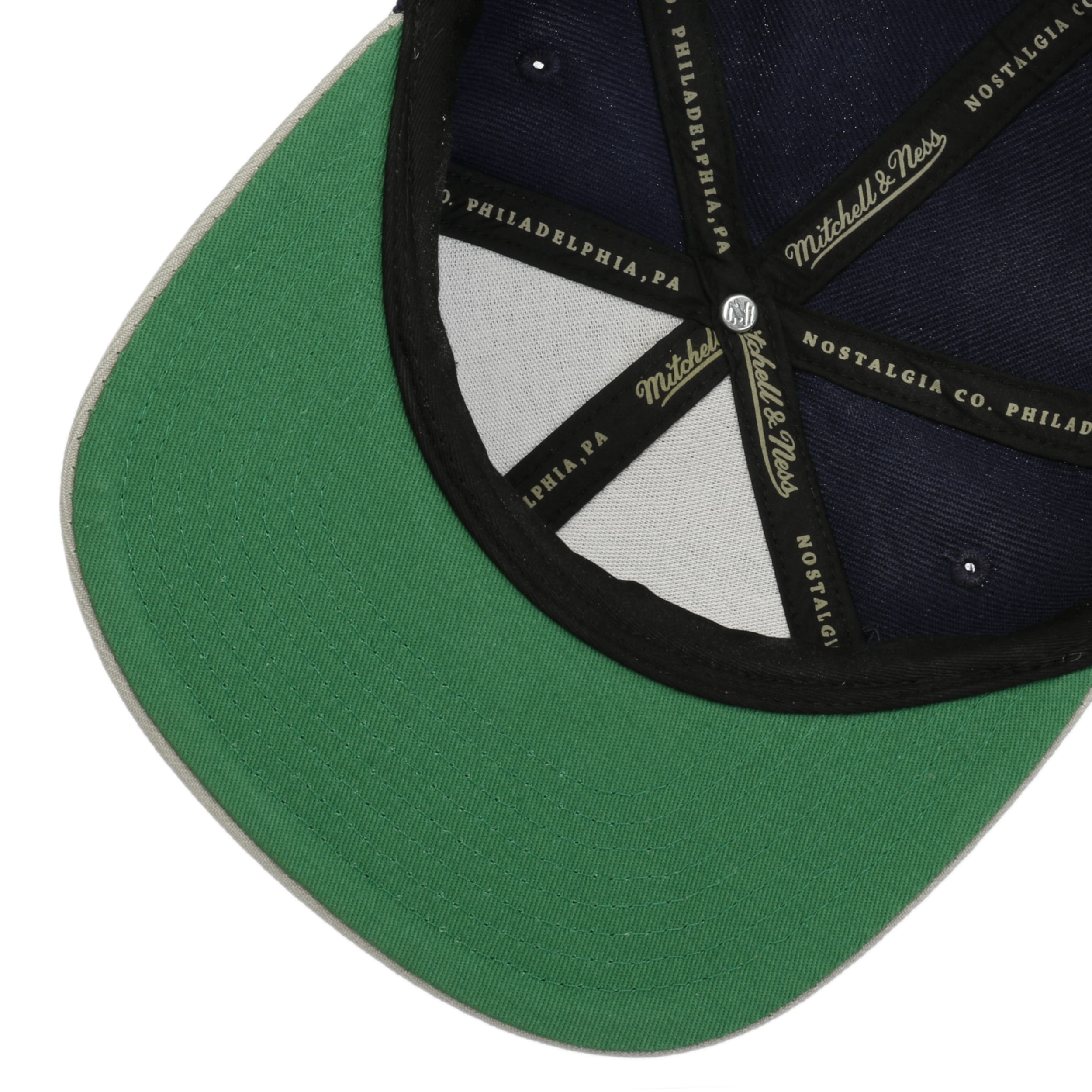 Georgetown University Cap by Mitchell & Ness - 39,95