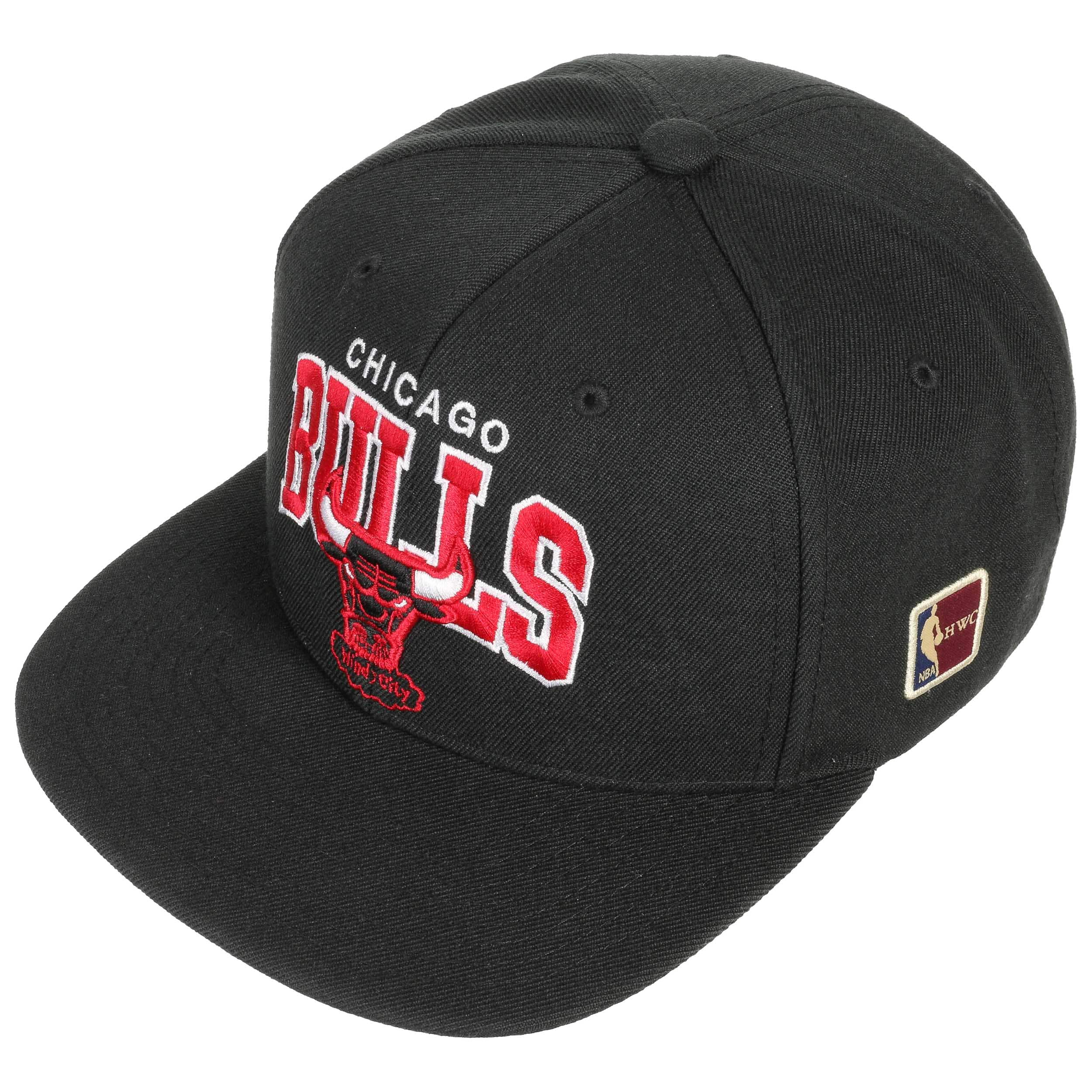 HWC NBA Bulls Cap by Mitchell & Ness - 34,95