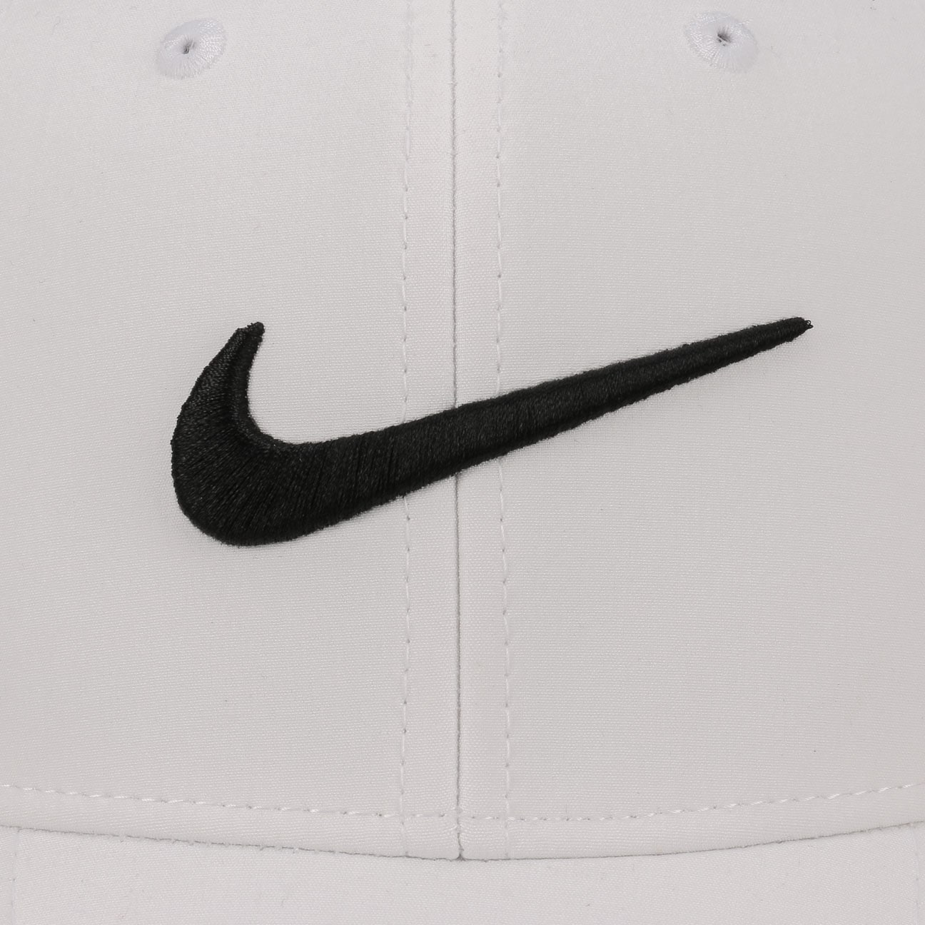 Legacy91 Uni Flexfit Mesh Cap by Nike - 34,99