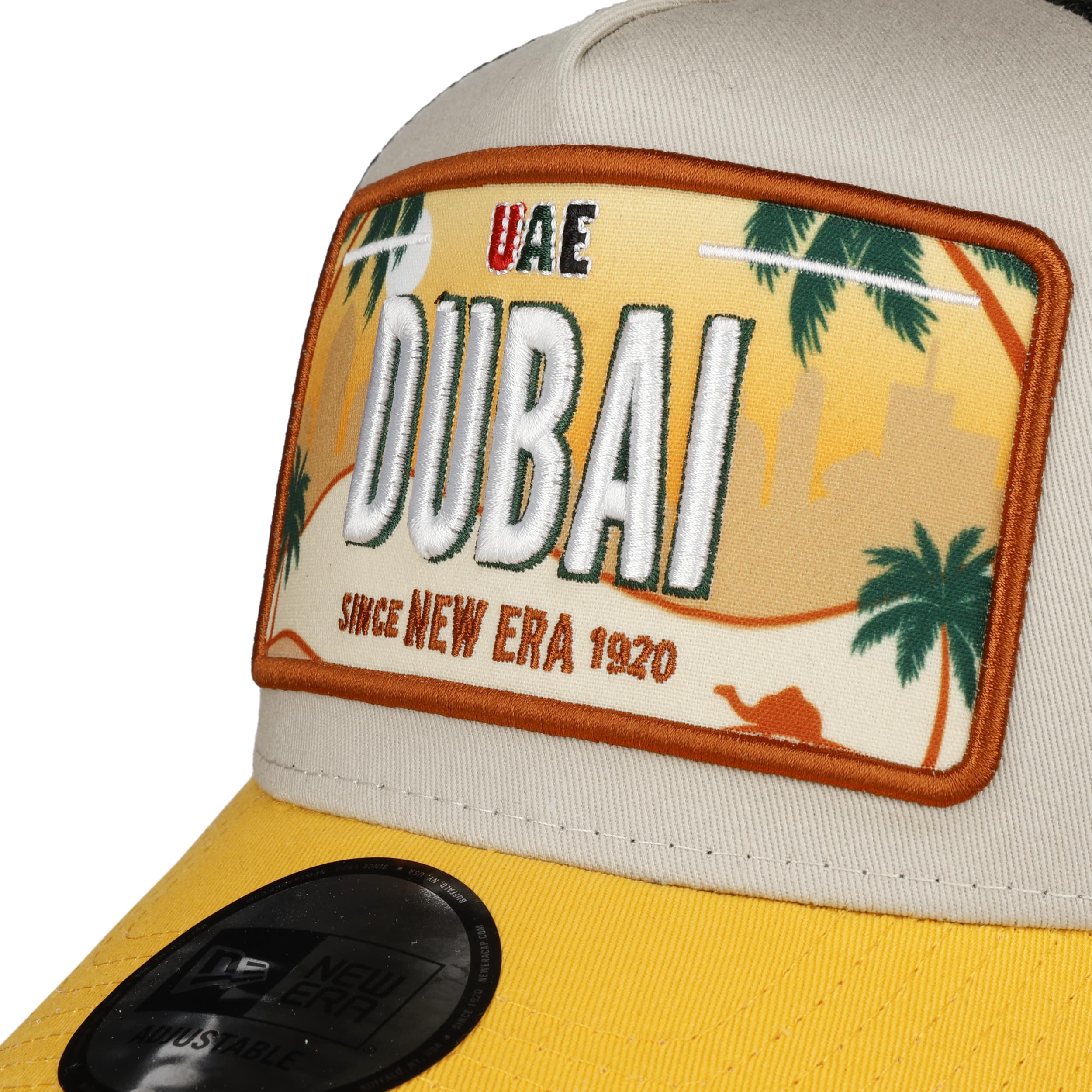 Licence Plate UAE Trucker Cap by New Era - 39,95