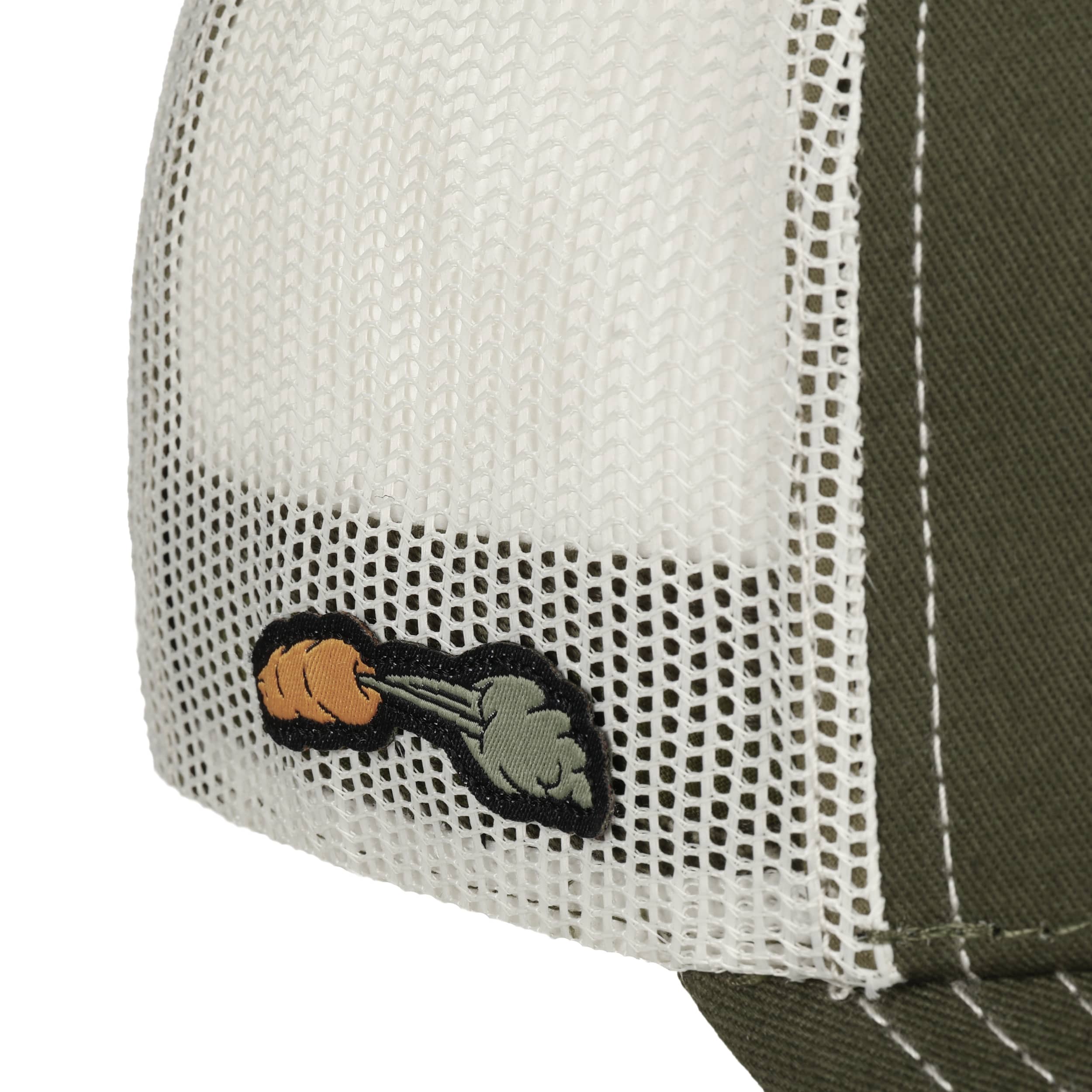 Looney Tunes Bunny Trucker Cap by Capslab - 34,95