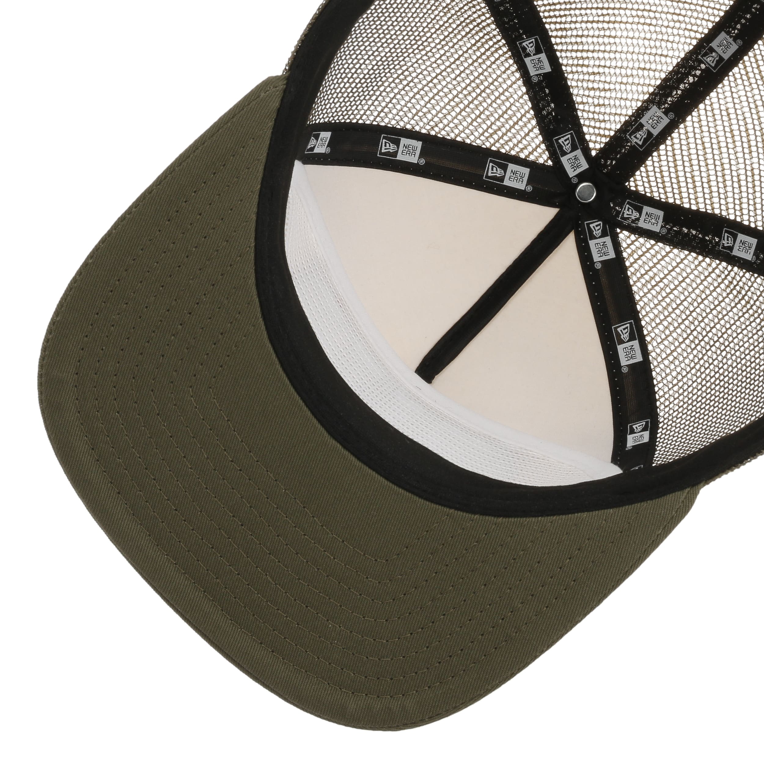 Racing Patch Flat Brim Trucker Cap by New Era - 44,95
