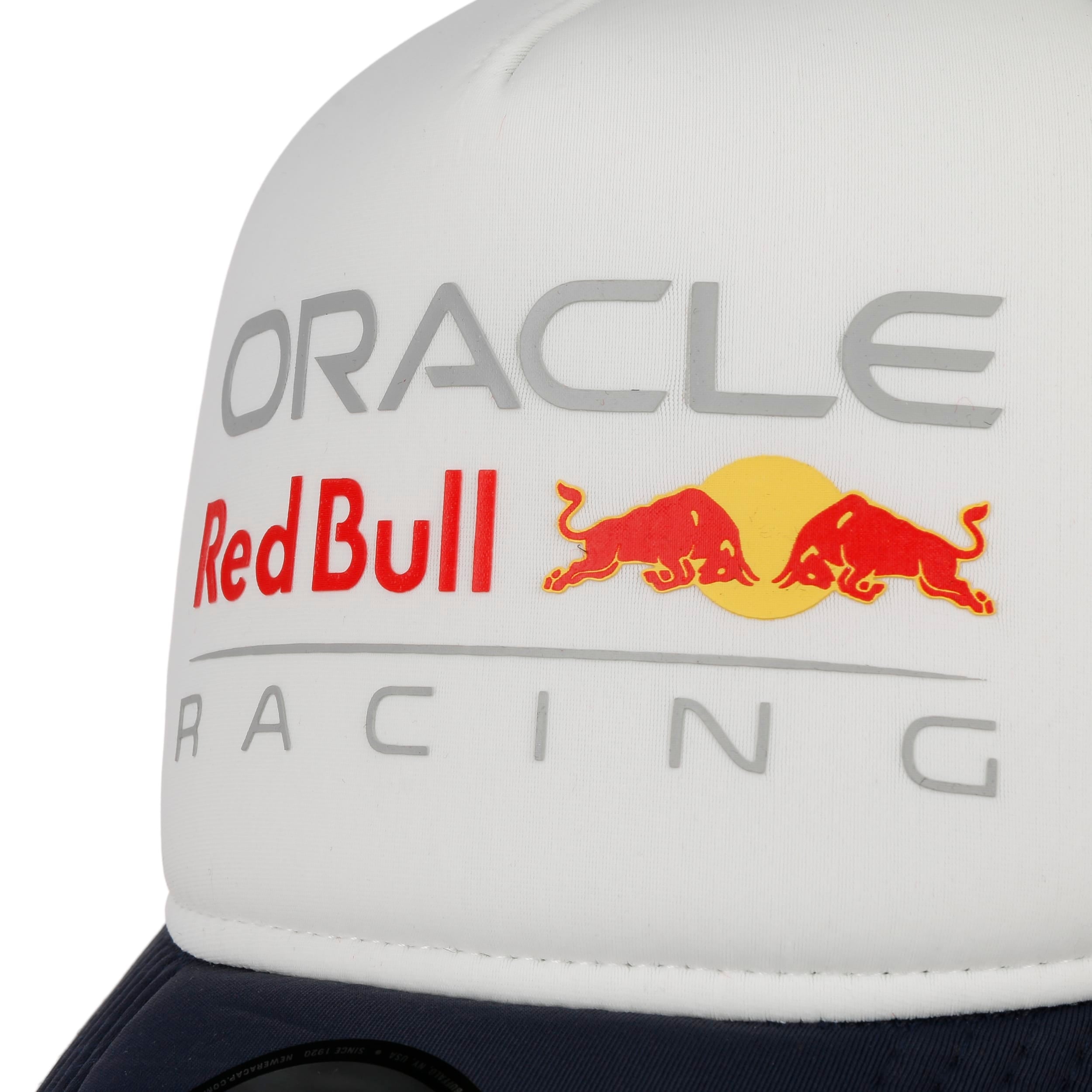 Red Bull Racing Trucker Cap by New Era - 45,95