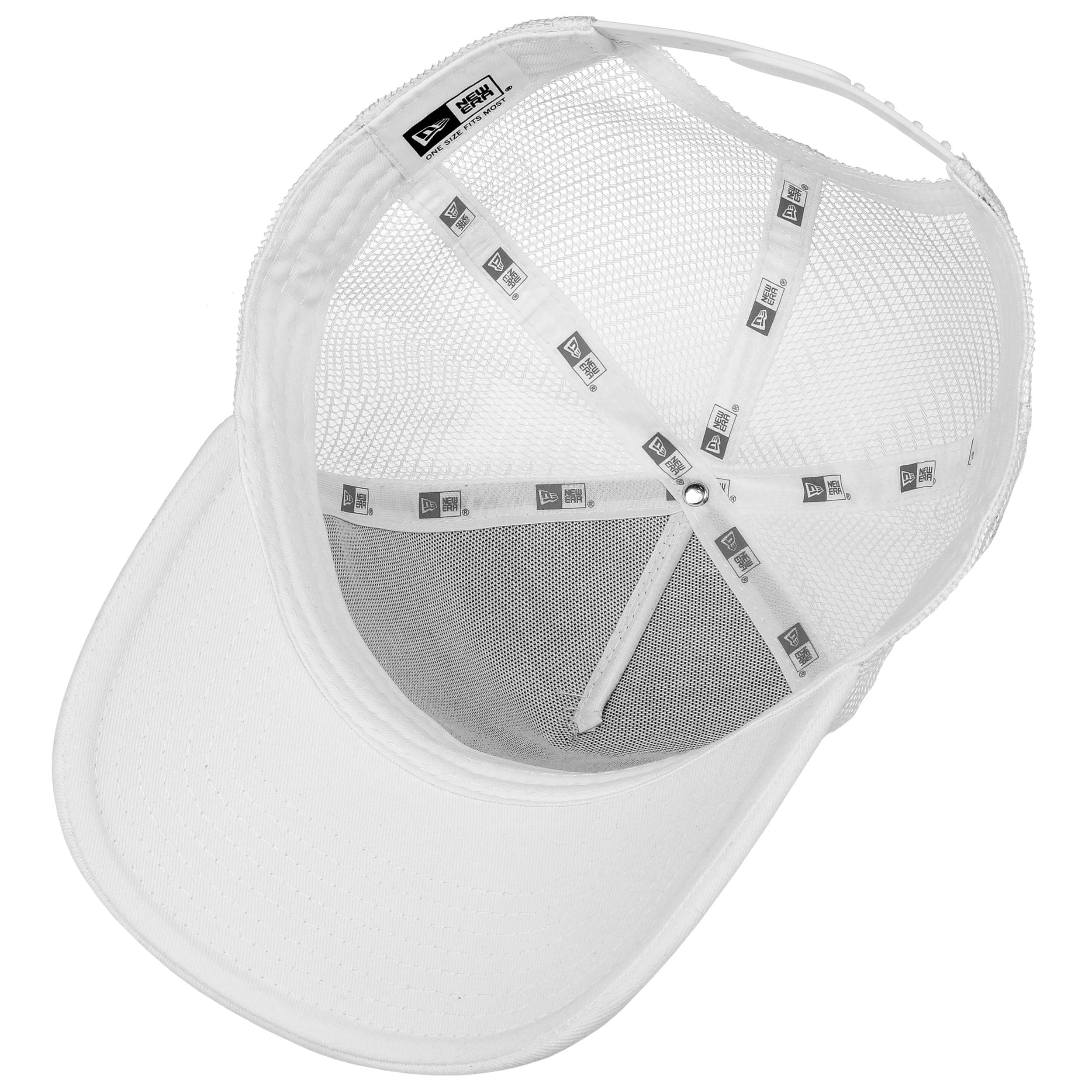 Rockbay Beach Trucker Cap by New Era - 15,00