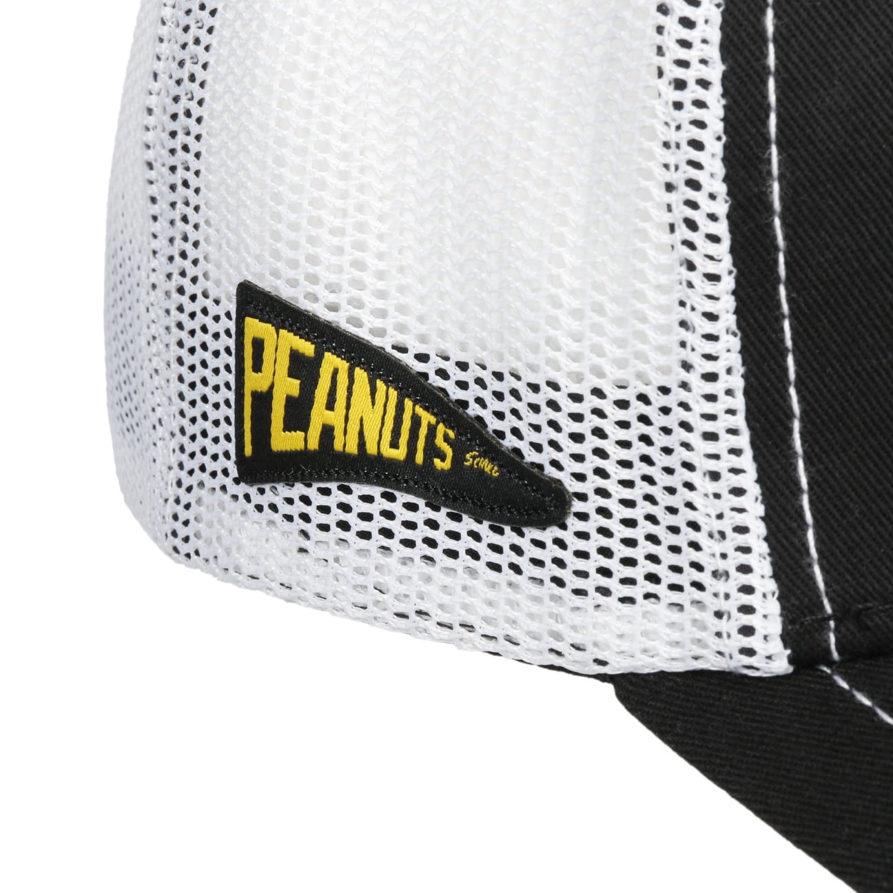 Snoopy Peanuts Trucker Cap by Capslab - 34,95