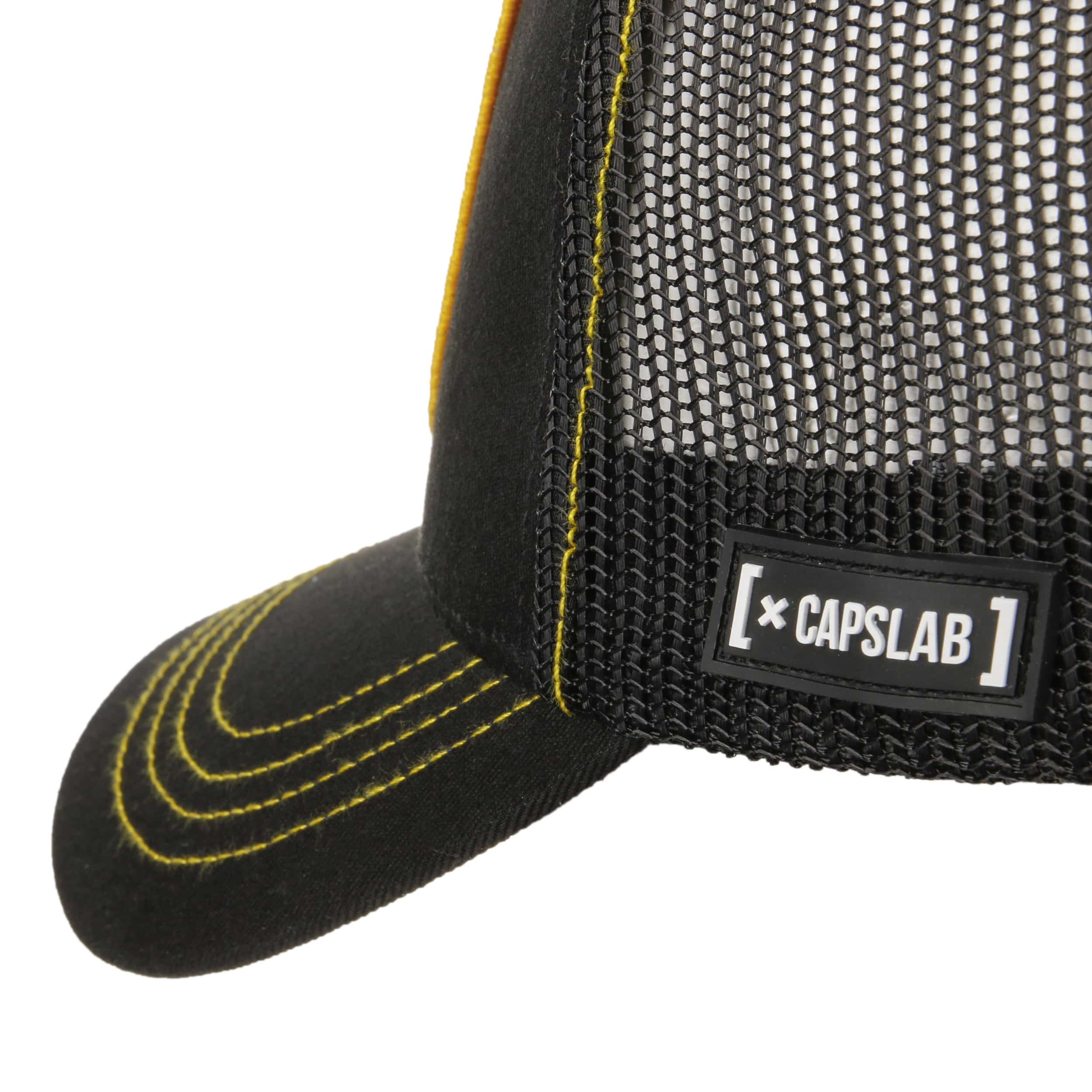 Straw Hat Crew Trucker Cap by Capslab - CHF 38.95