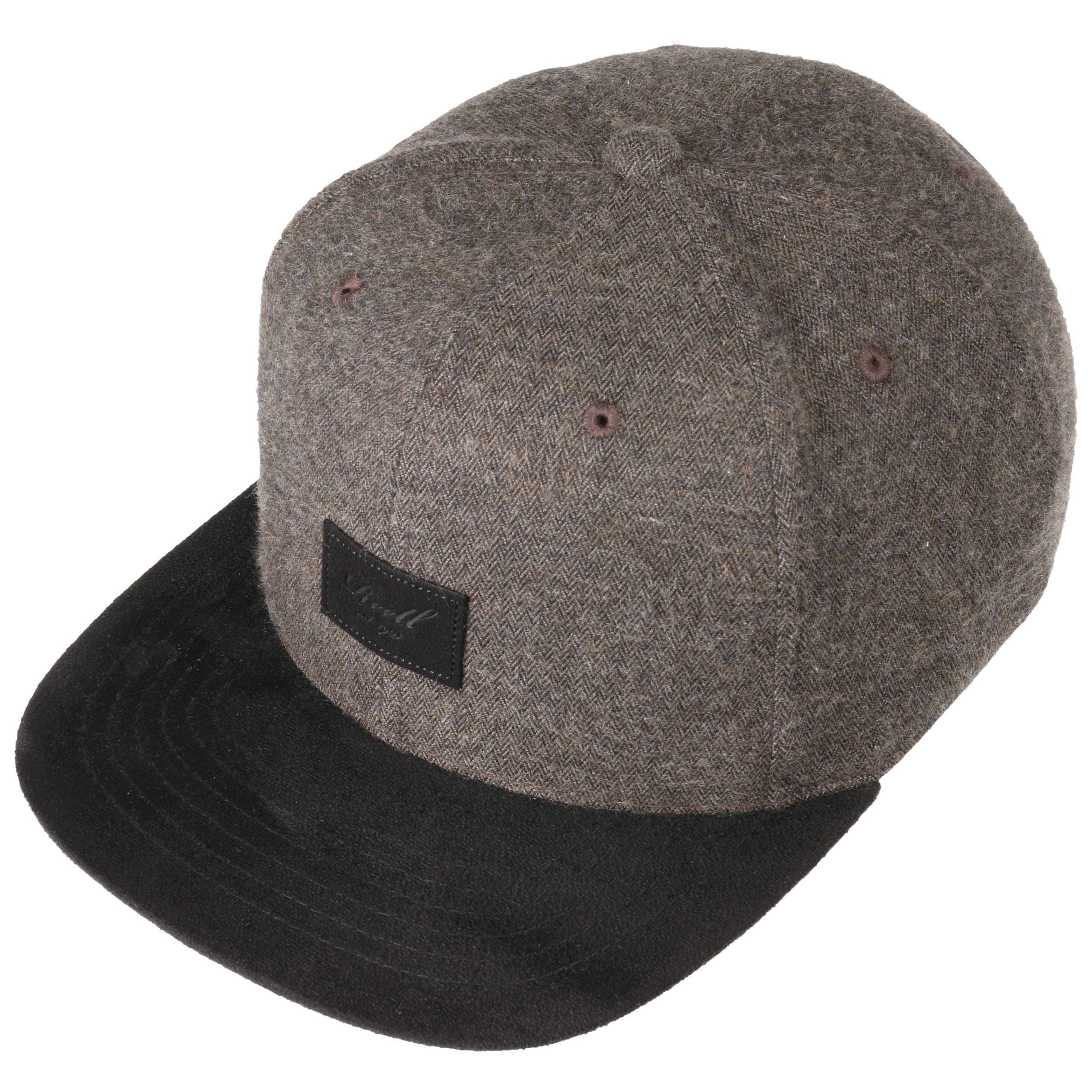 Suede 6 Panel Snapback Cap by Reell - 34,95