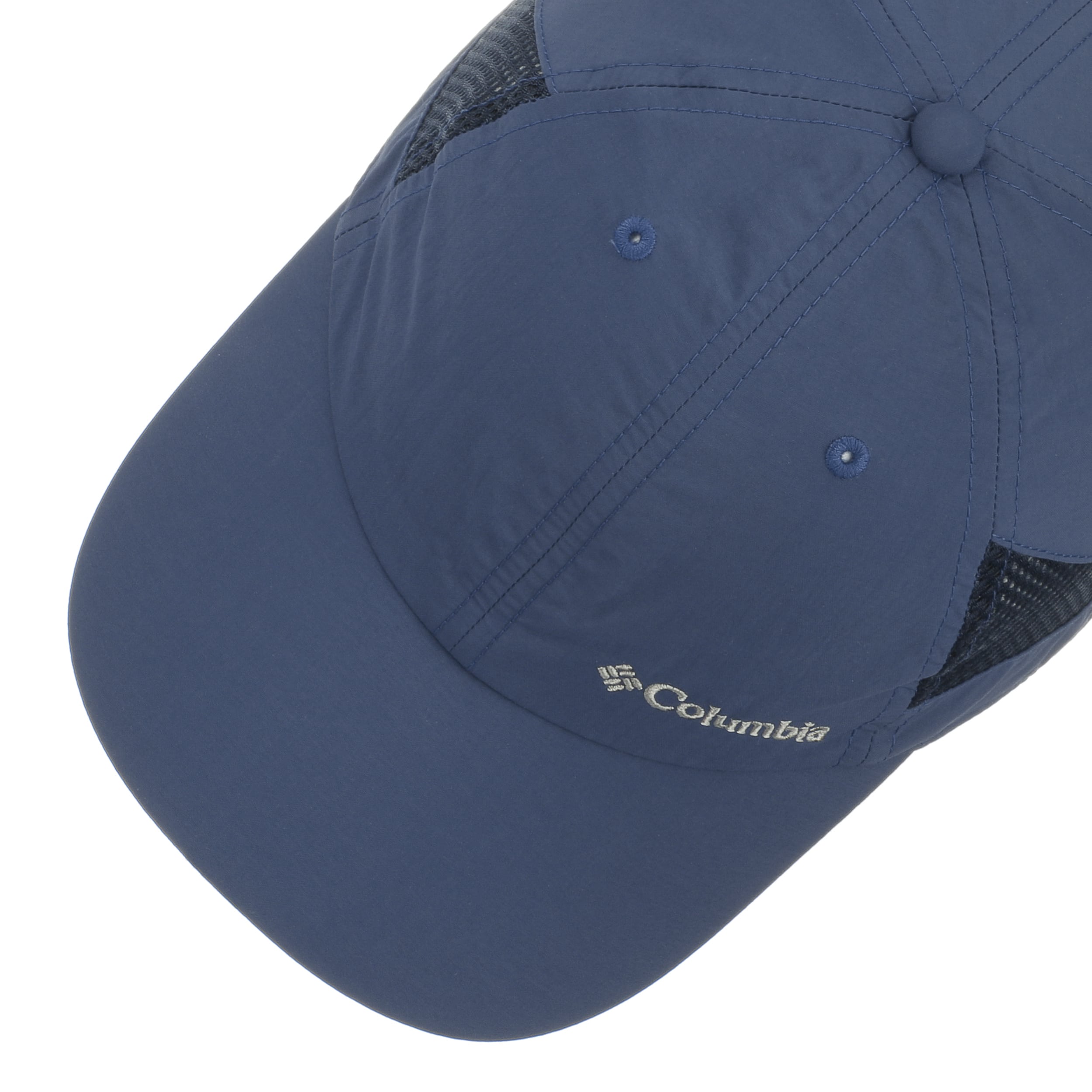 Tech Shade Strapback Cap by Columbia - 399,00 kr
