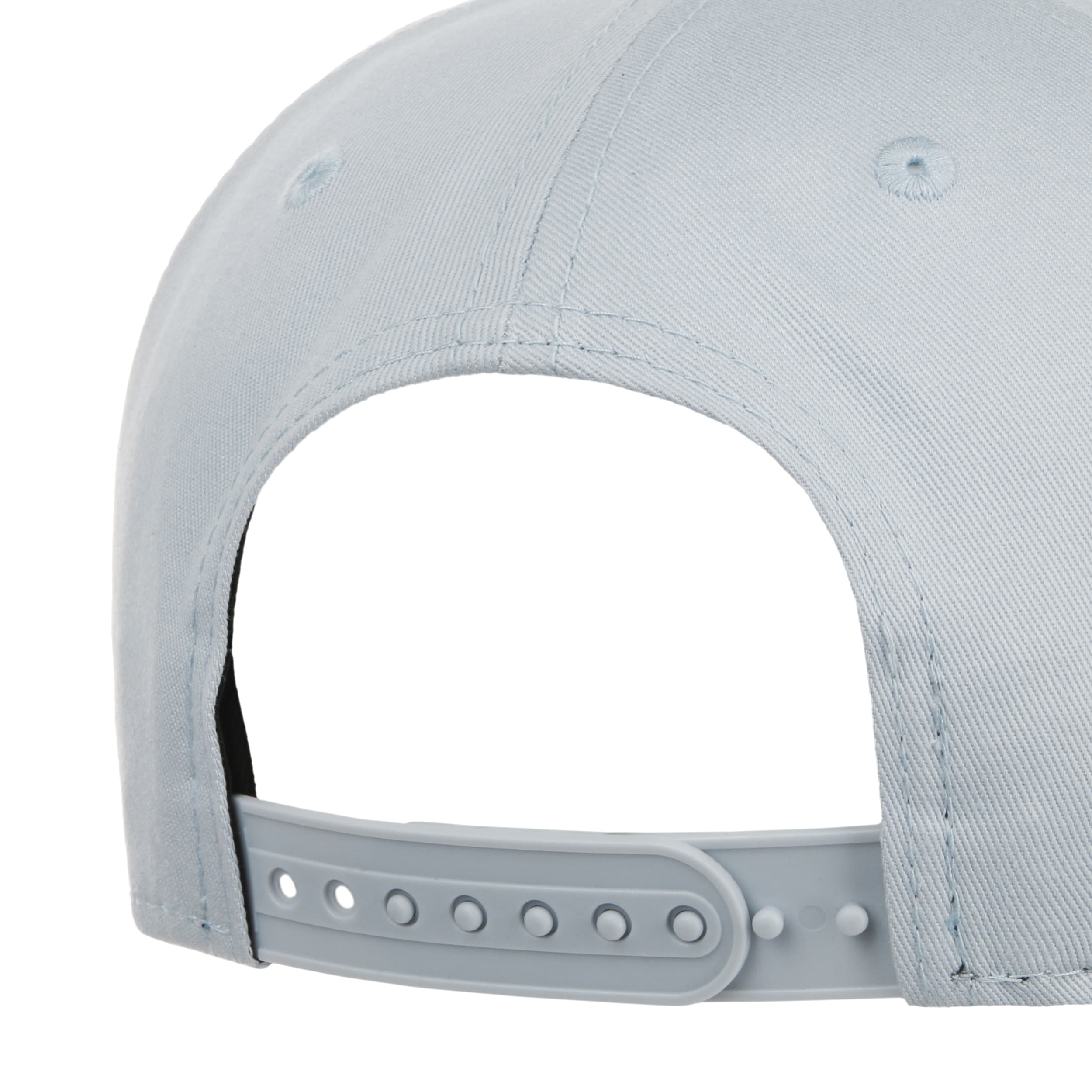 Tonal Outline Yankees Cap by New Era - 35,95