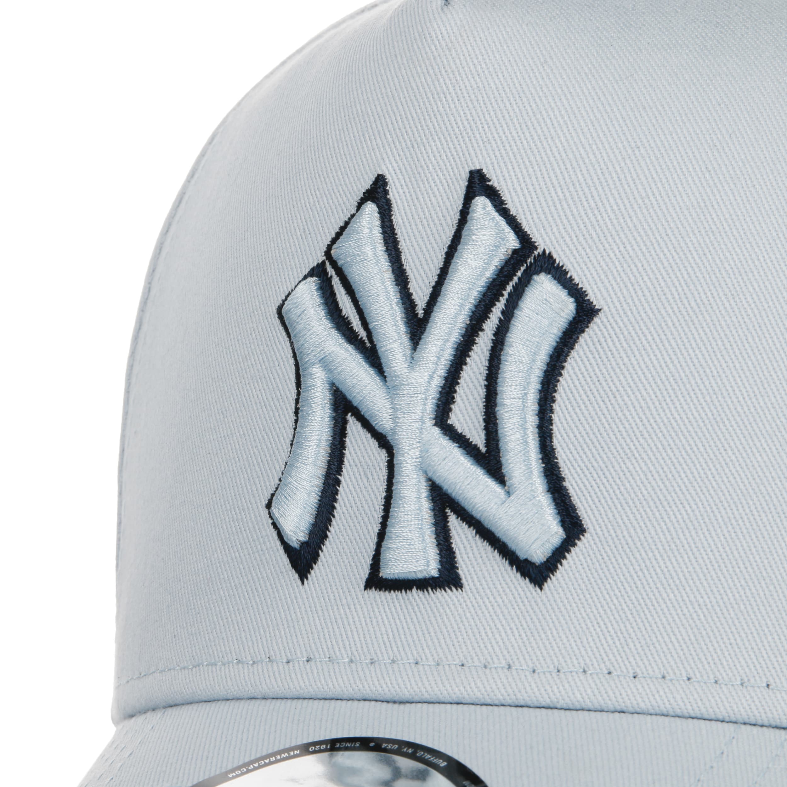 Tonal Outline Yankees Cap by New Era - 35,95