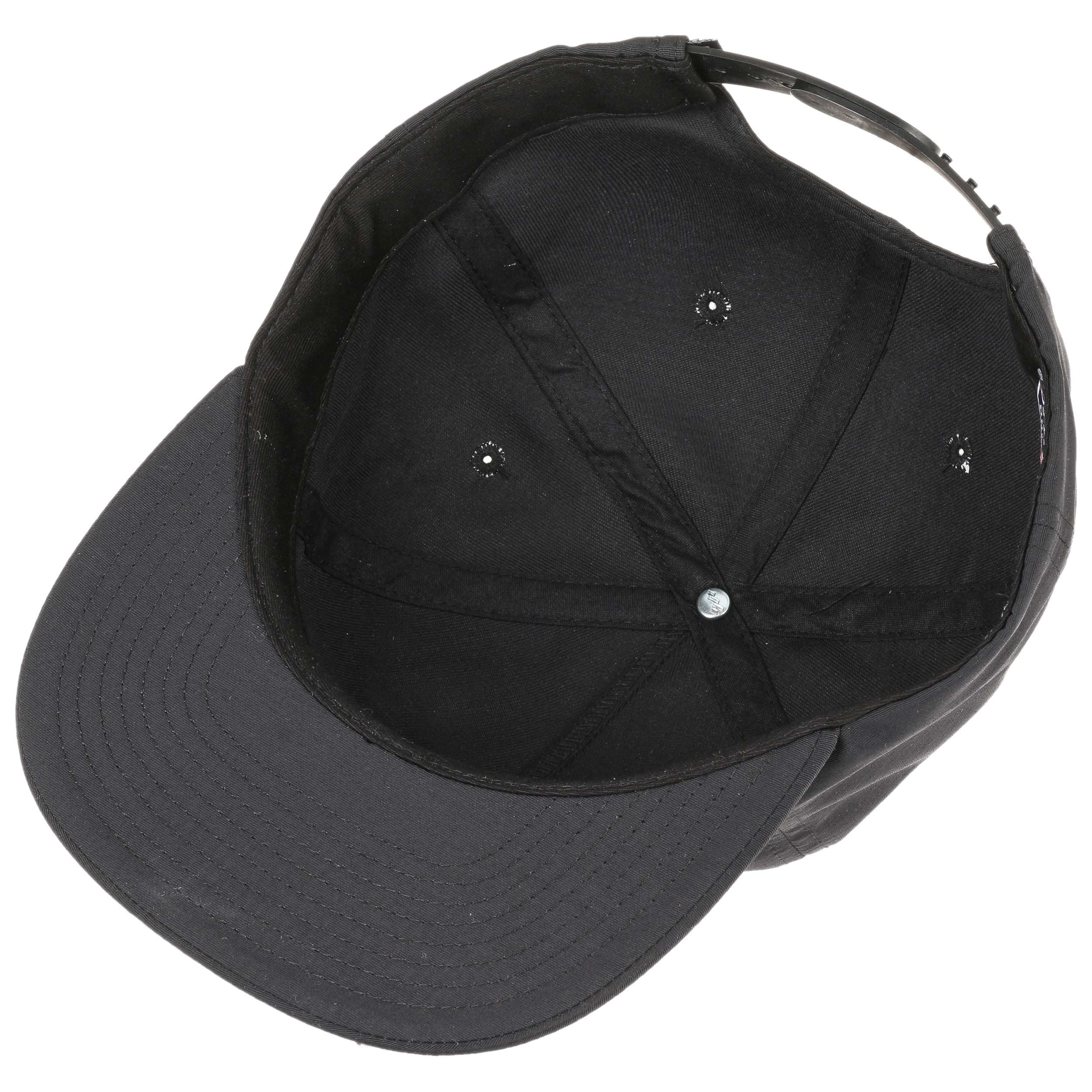 Triangle Nylon Snapback Cap by HUF - 39,95