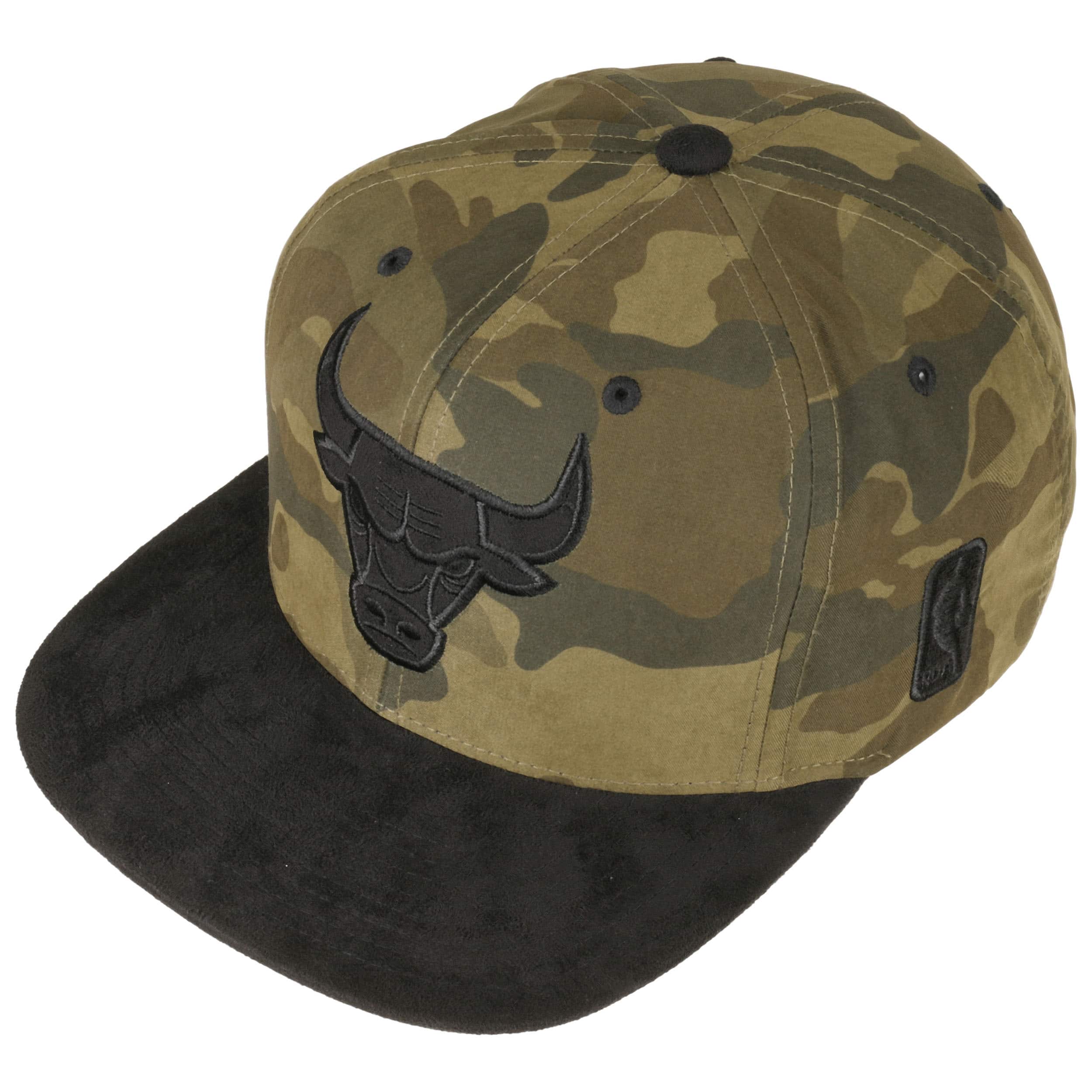 Wood Camo Bulls Cap by Mitchell & Ness - 32,95