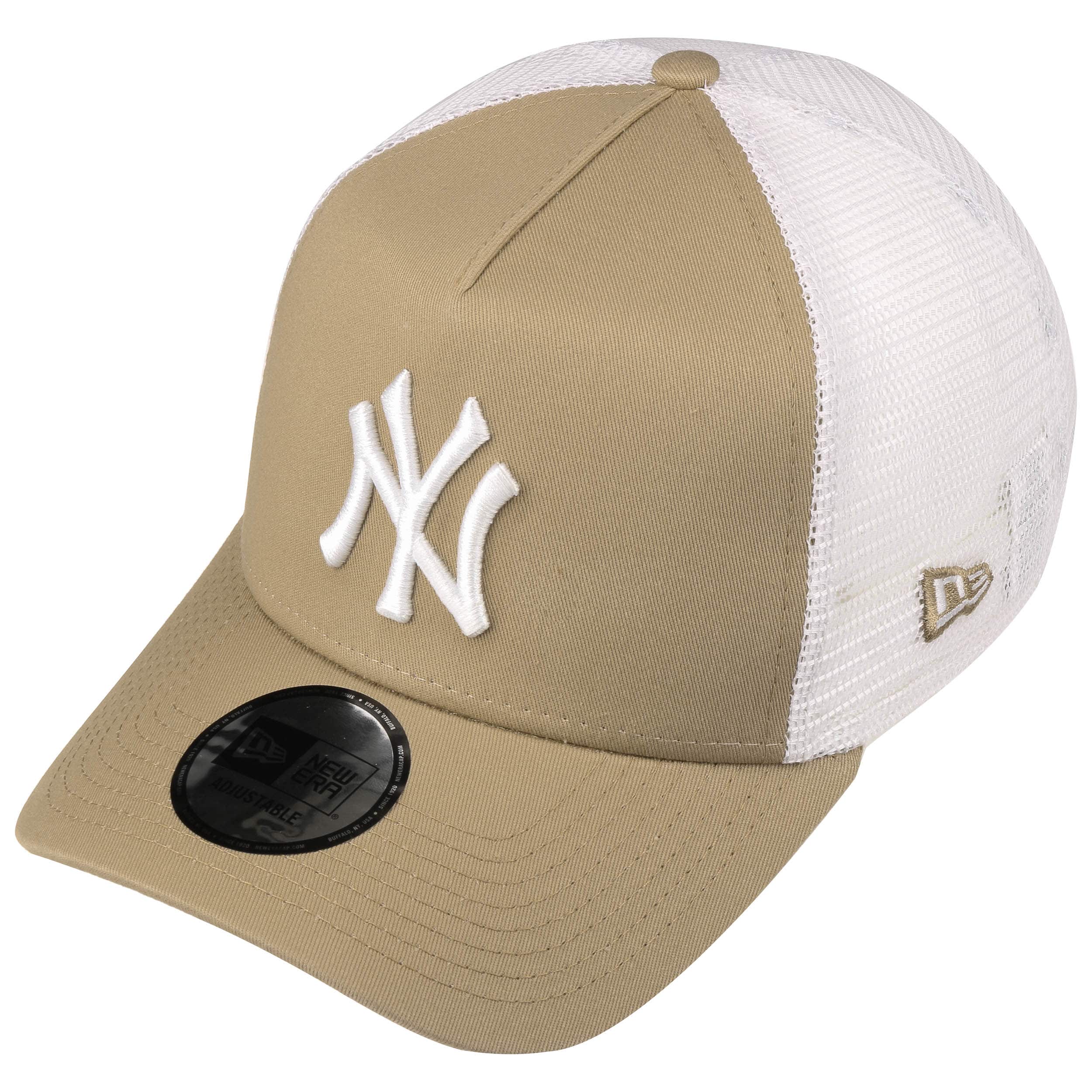 Yankees League Trucker Cap by New Era - 24,95