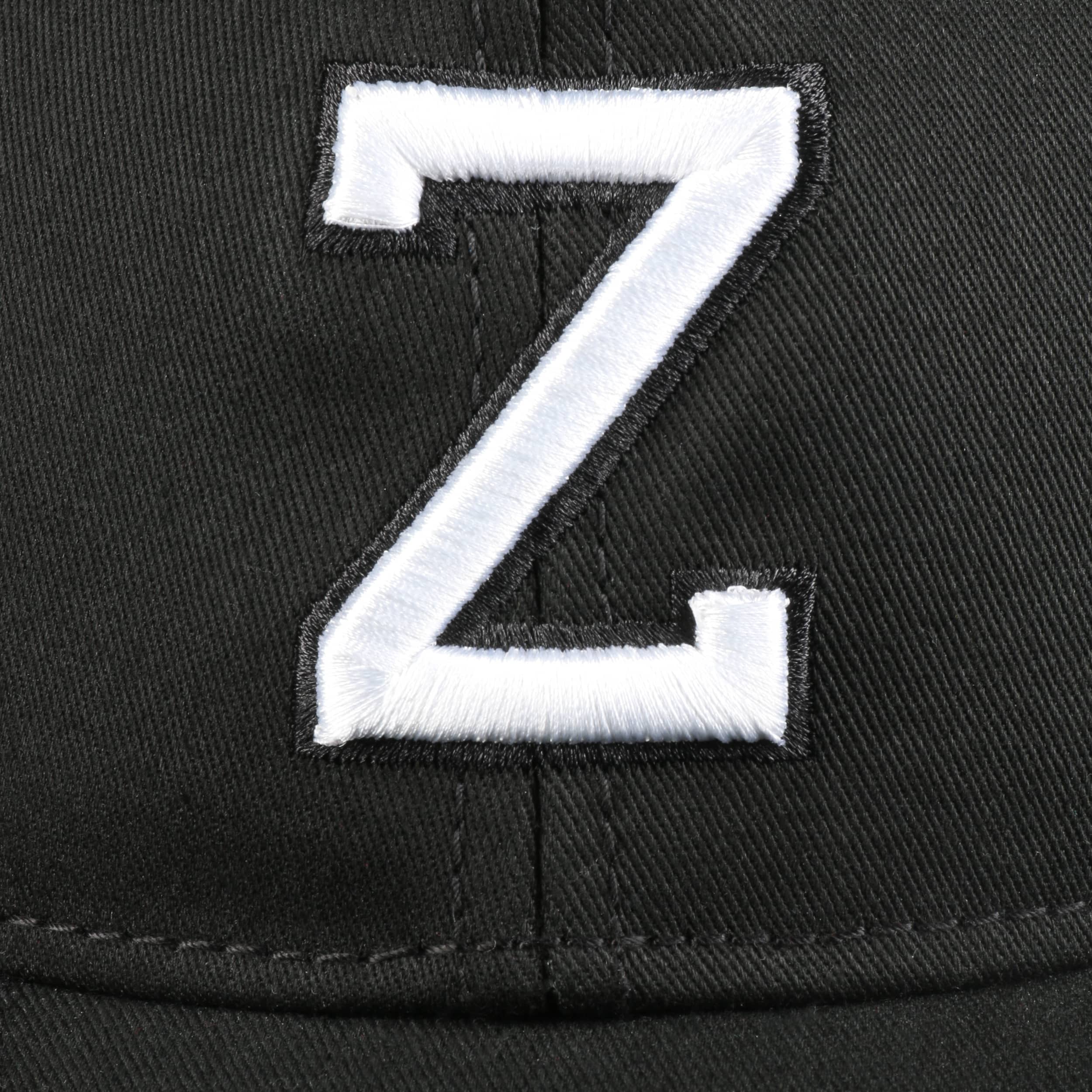 Z Letter Snapback Cap - CHF 22.95